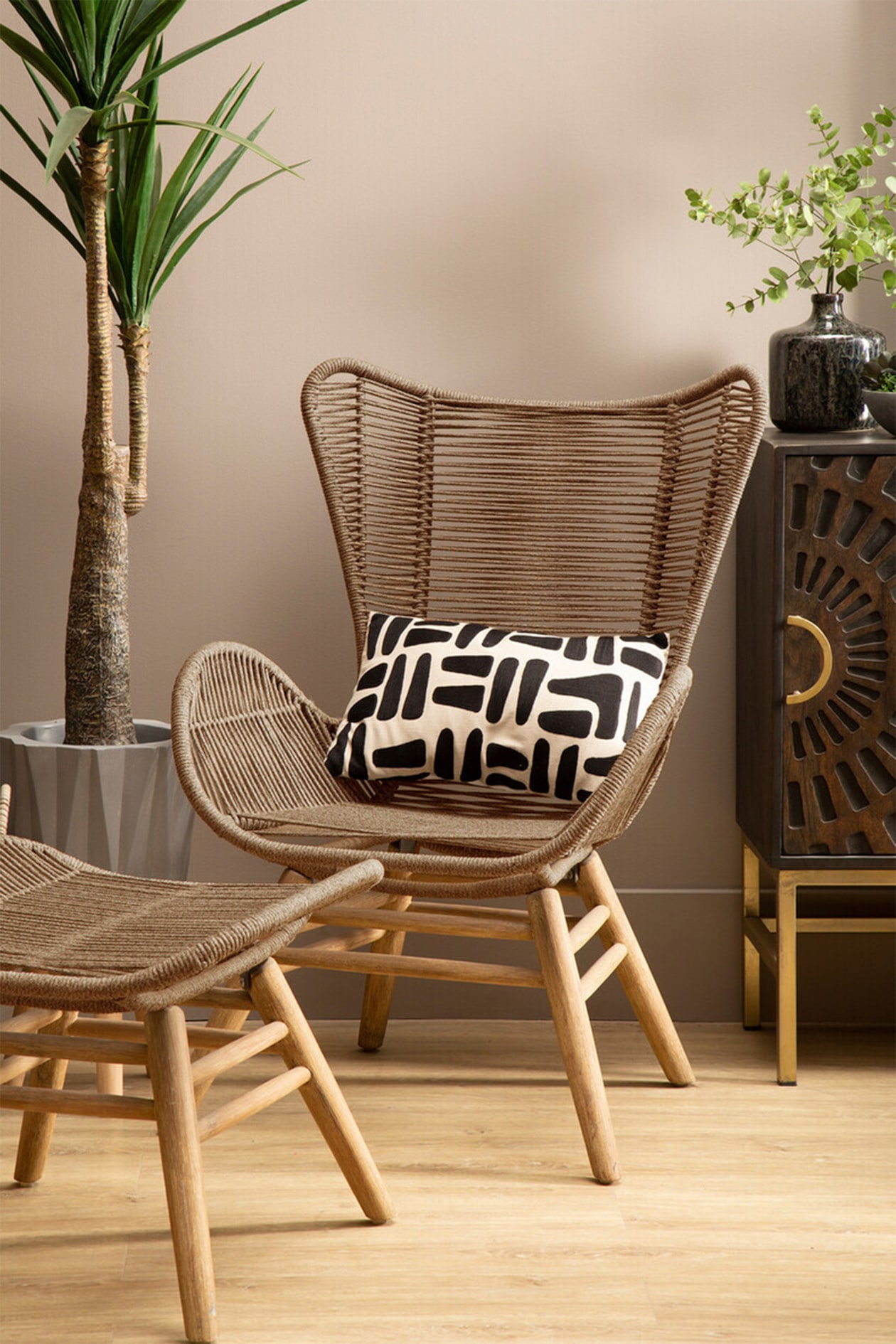Brown Sisal Latte Rope Lounge Chair And Footstool at H&M Home | H&M GB