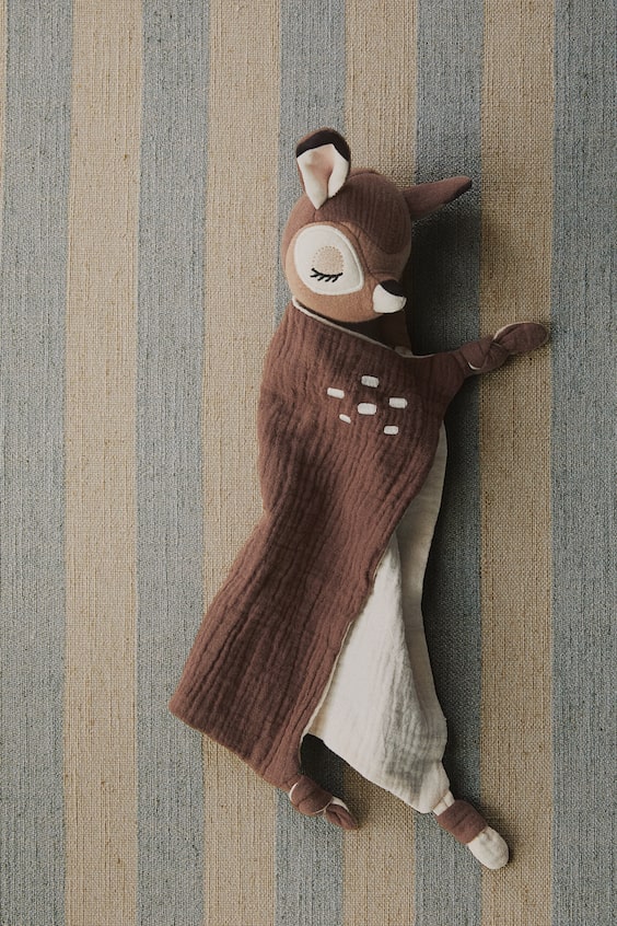 Brown/Bambi Cotton Muslin Comfort Blanket at H&M Home | H&M US