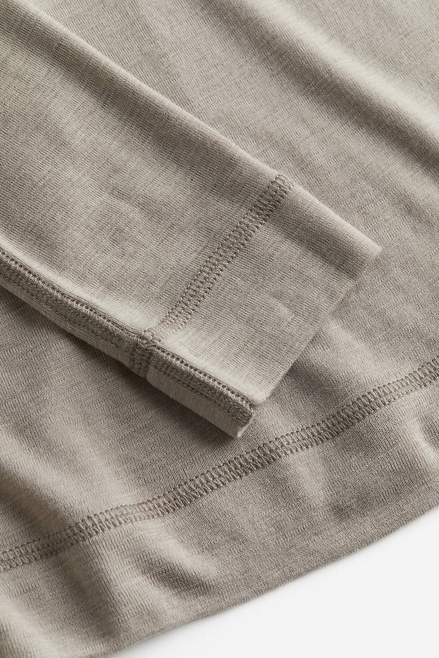 Merino wool polo-neck jumper - Greige - Ladies | H&M GB