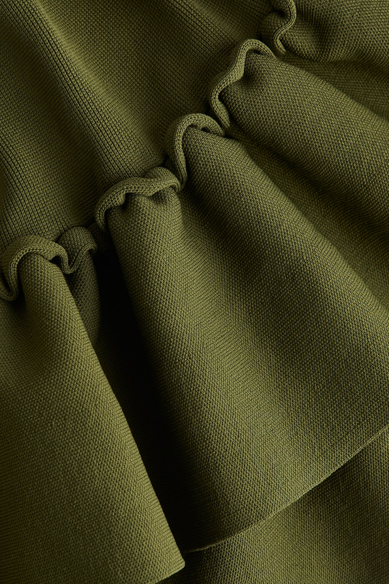 Ruffle-Hem Knit Dress - Dark green - Ladies | H&M US