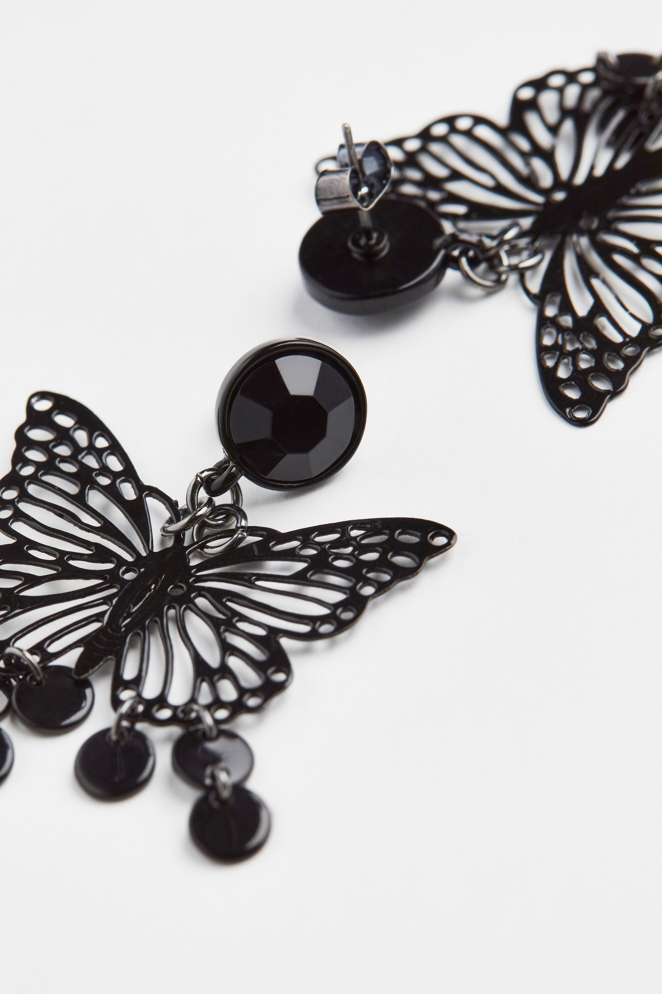 Orecchini con farfalla decorativa - Nero/farfalla - DONNA | H&M IT