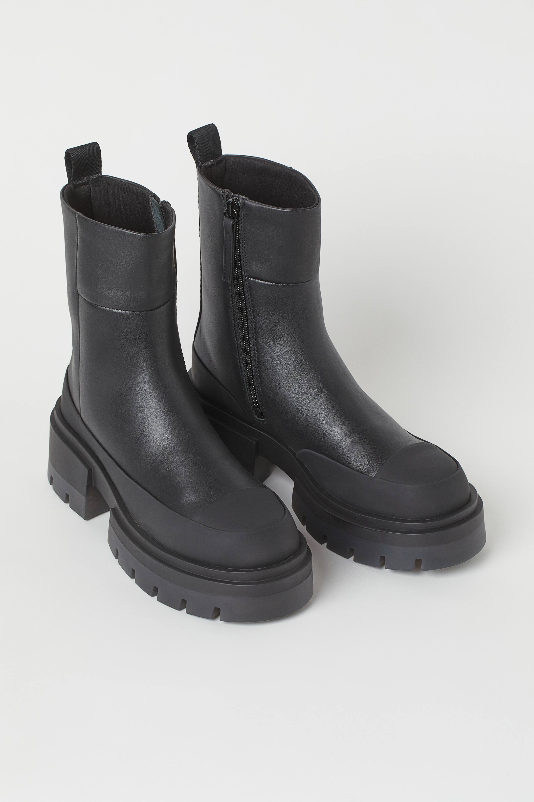 Chunky Boots aus Leder - Ohne Absatz - Schwarz - Ladies | H&M AT