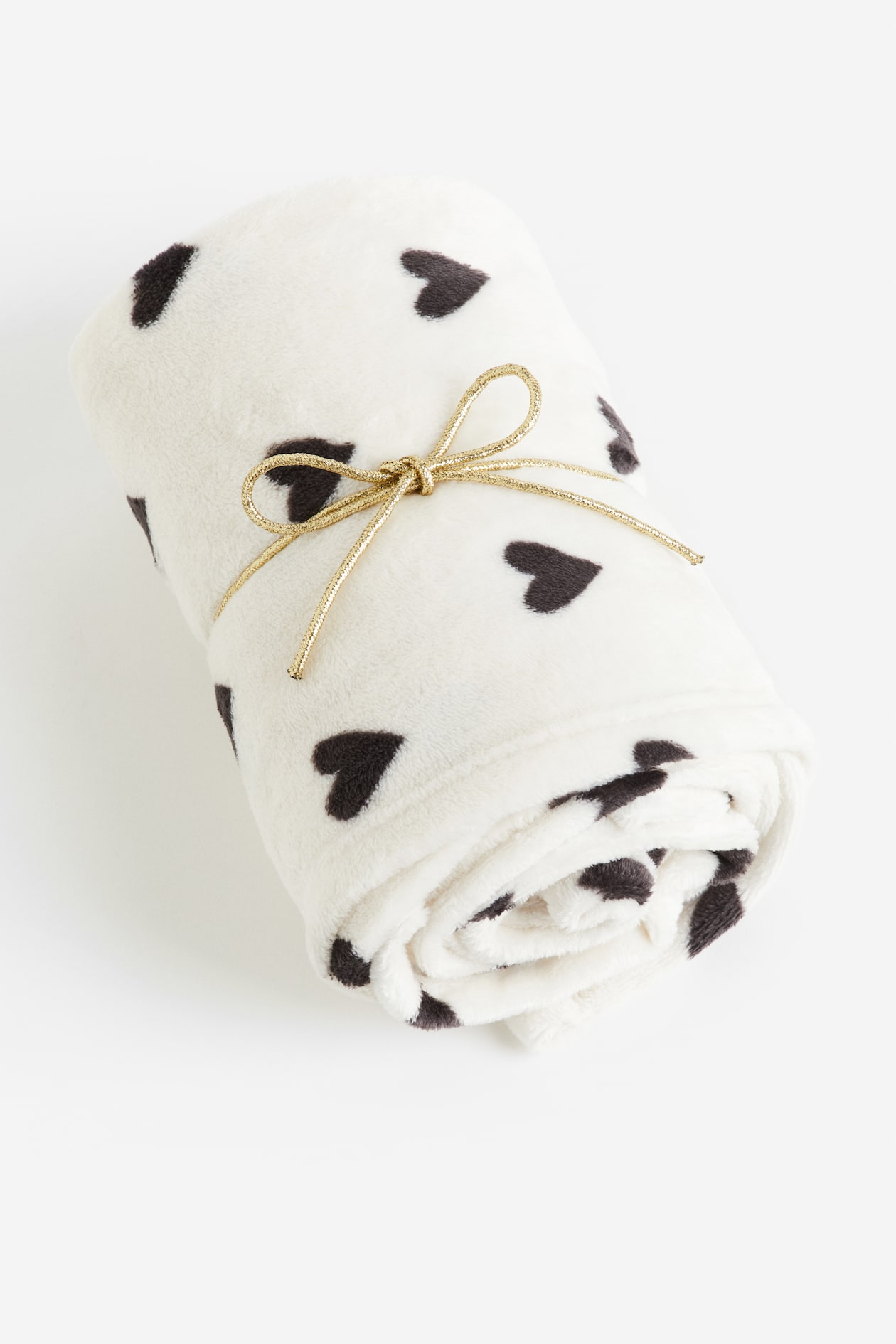 White/Hearts Patterned fleece blanket at H&M Home | H&M GB