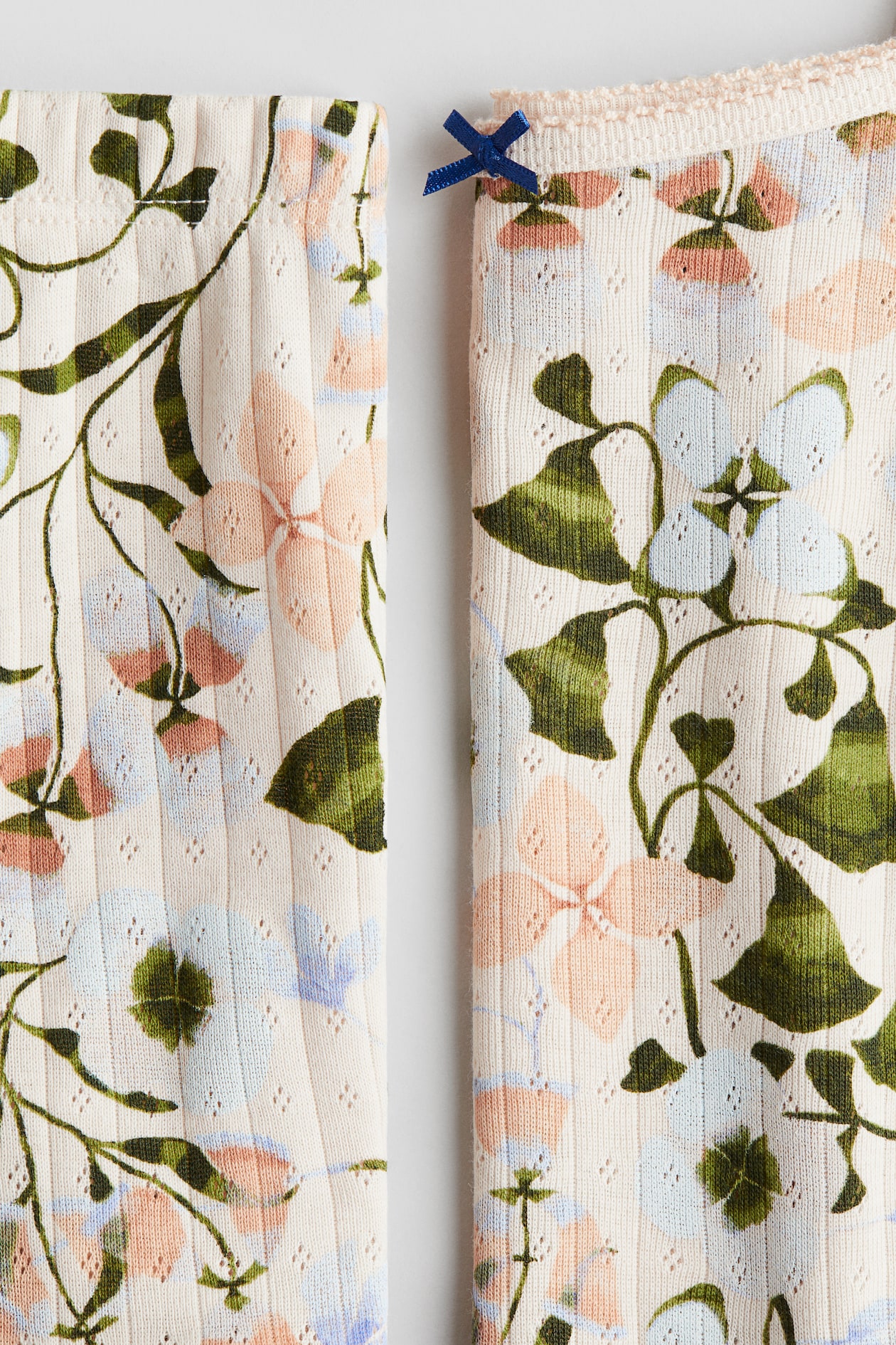 Printed pointelle pyjamas - Light beige/Floral - Kids | H&M GB