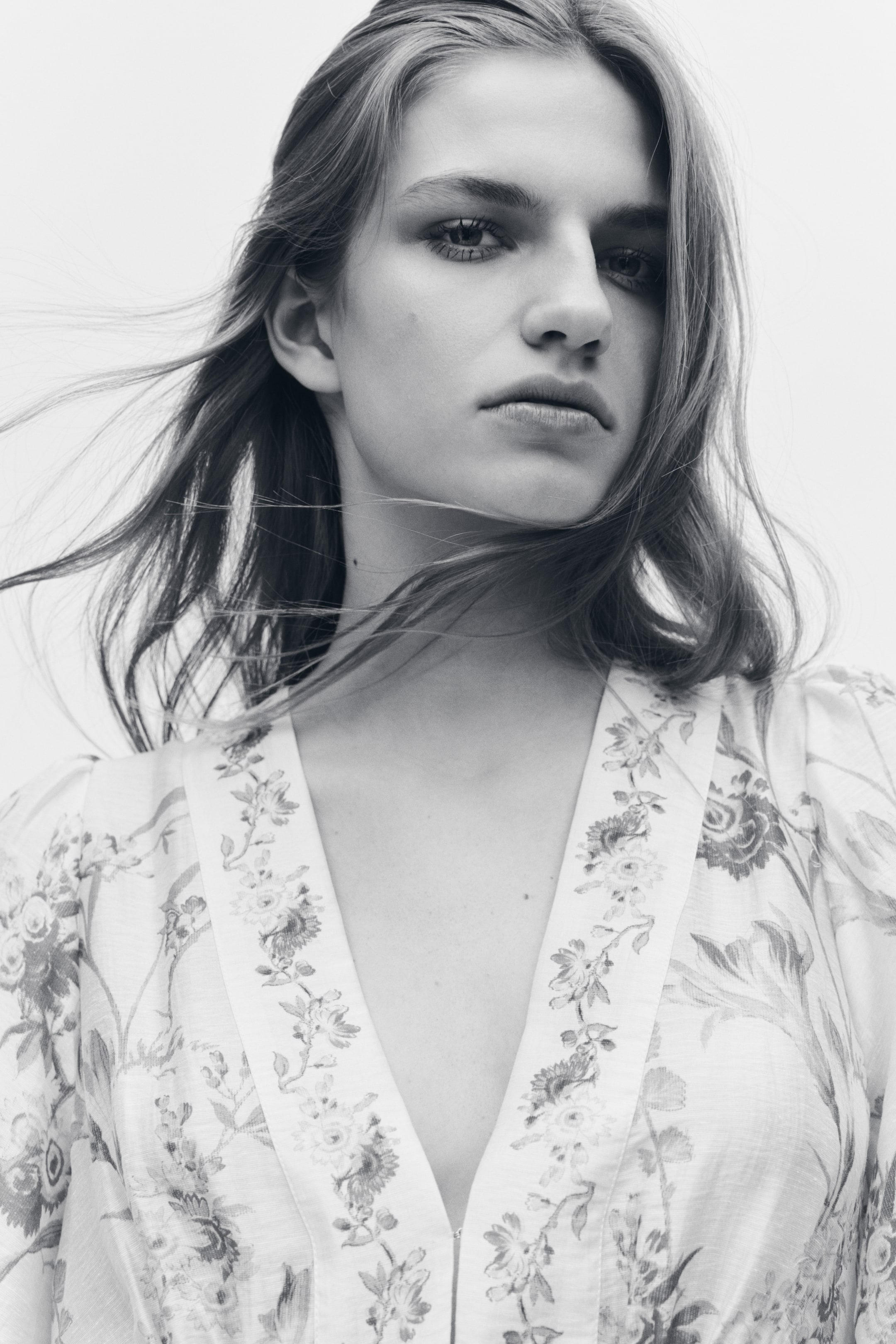 Women's Light beige/floral Linen-Blend Dress | H&M CA