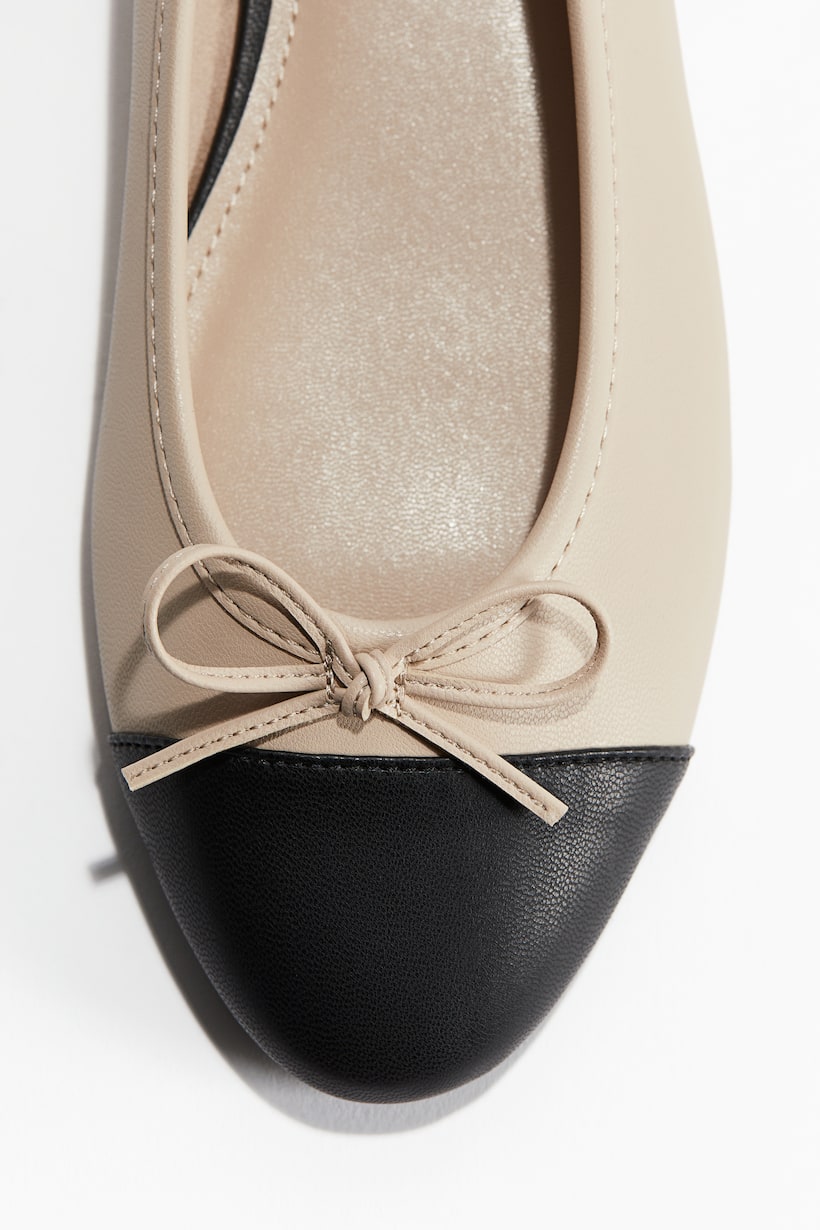 Women's Beige/Black Ballet pumps | H&M GB