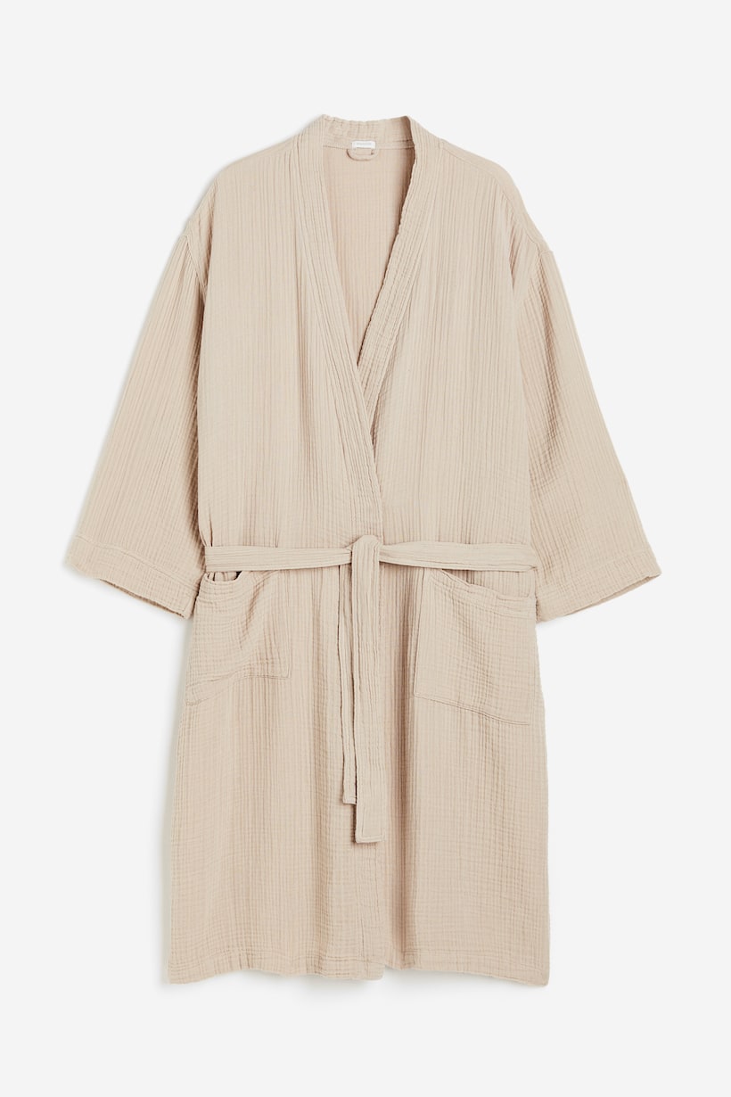 Light beige Muslin Bathrobe at H&M Home | H&M US