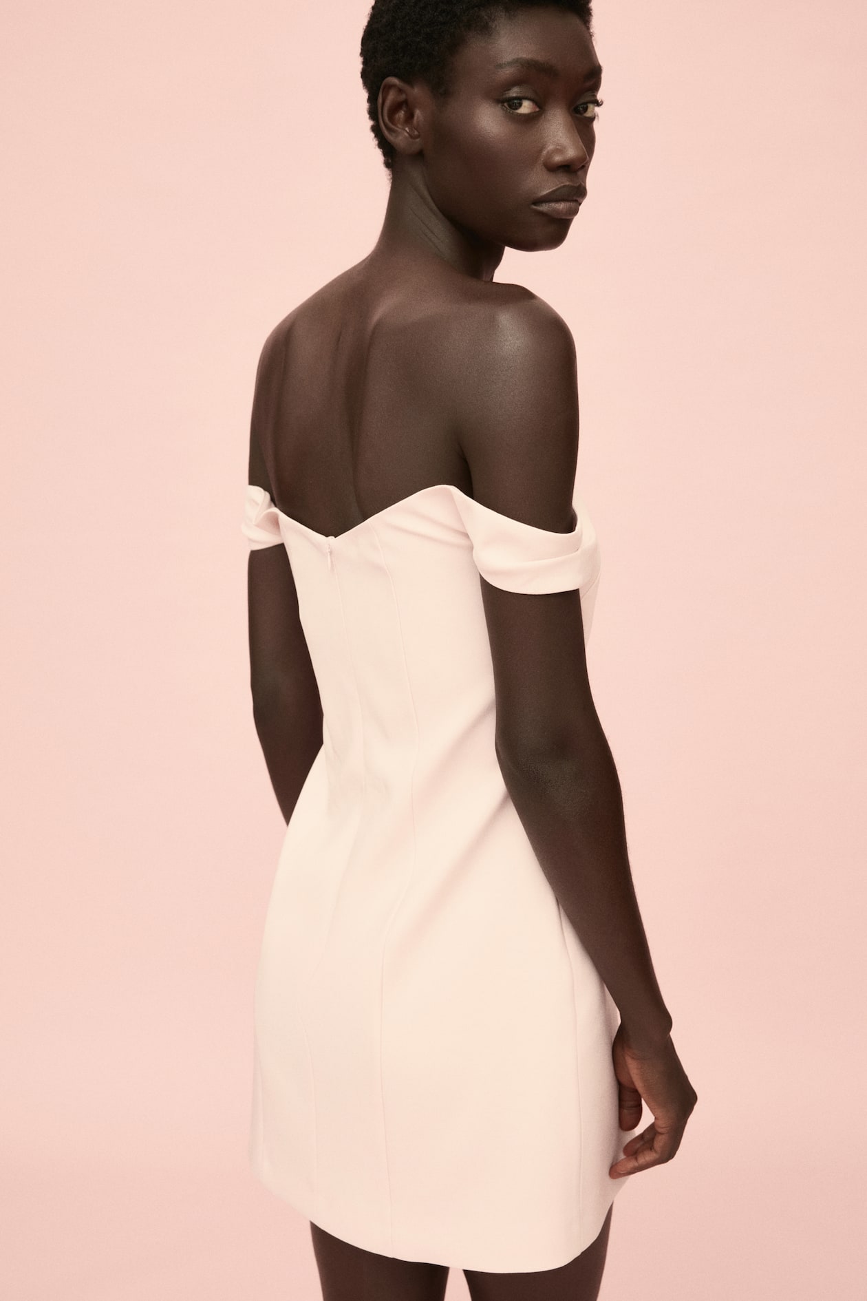 Omuzları Açık Elbise - Açık pembe - KADIN | H&M TR