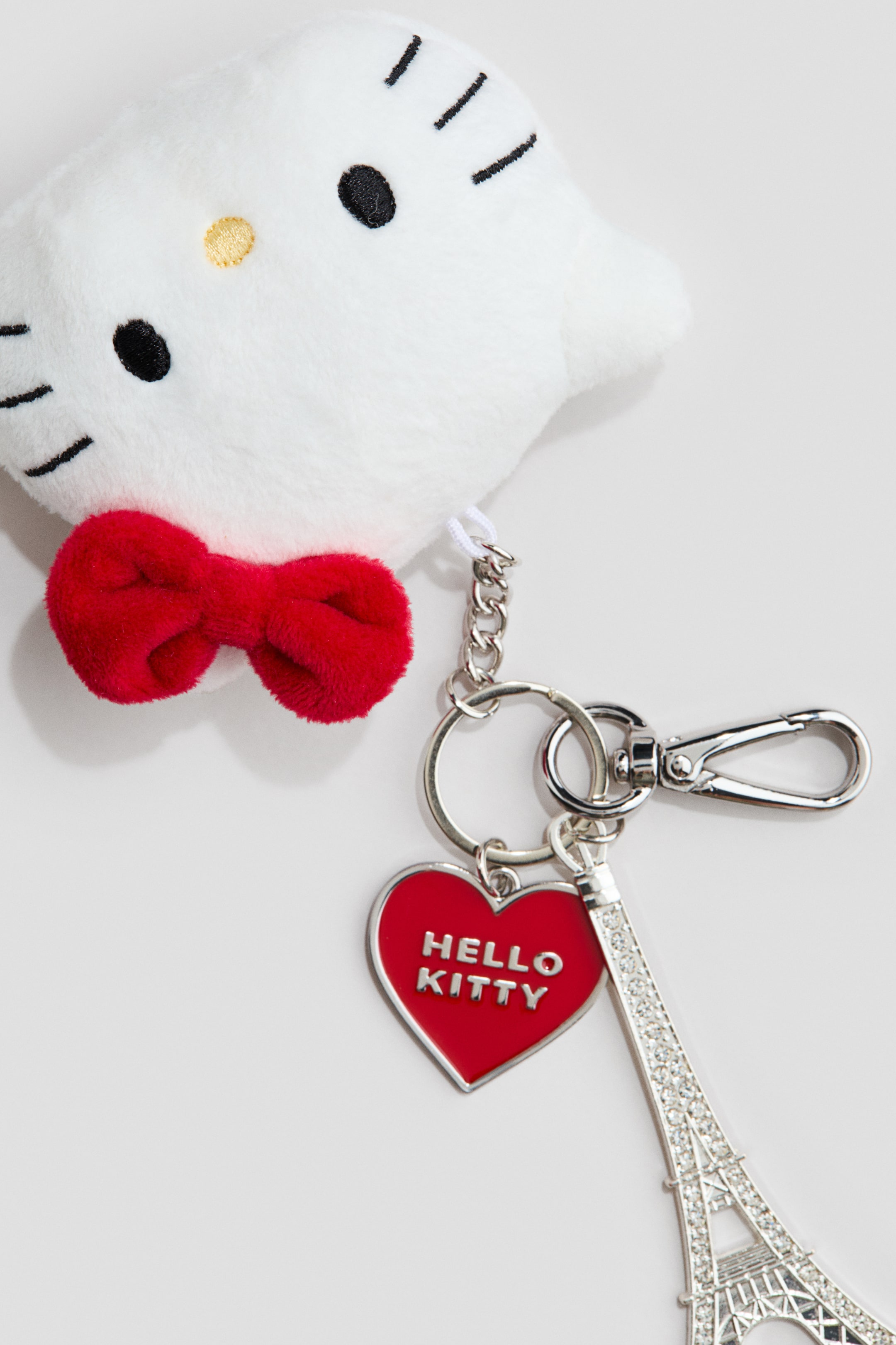 Bag charm - White/Hello Kitty - Kids | H&M GB