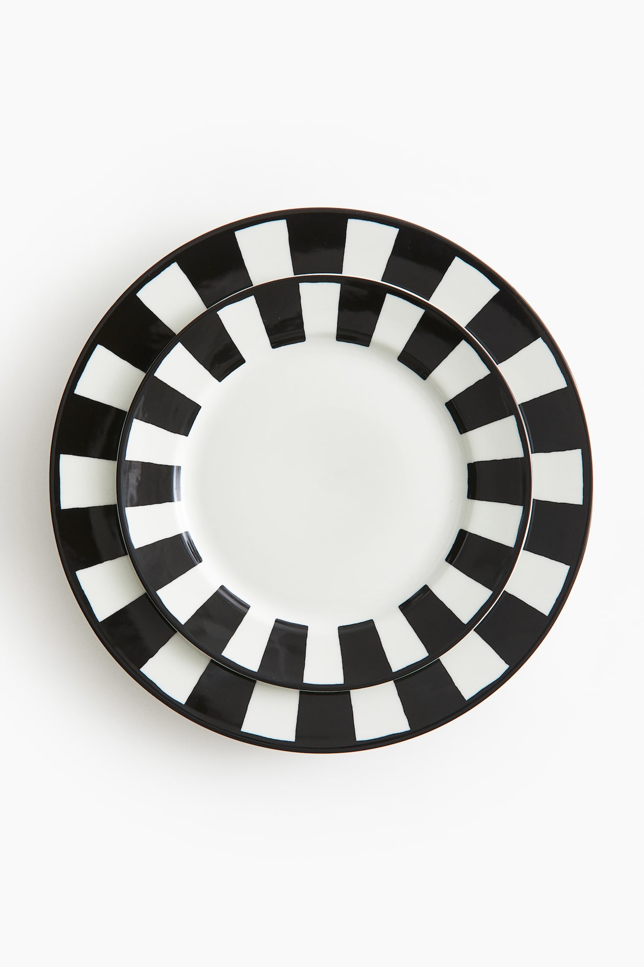 Medium-Sized Porcelain Plate - Black/striped - Home All | H&M US