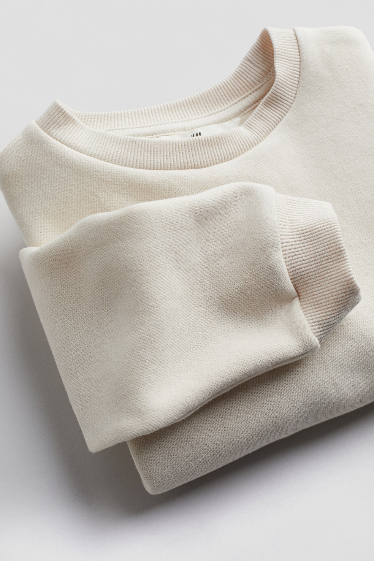 Crew-neck sweatshirt - Ecru - Kids | H&M GB