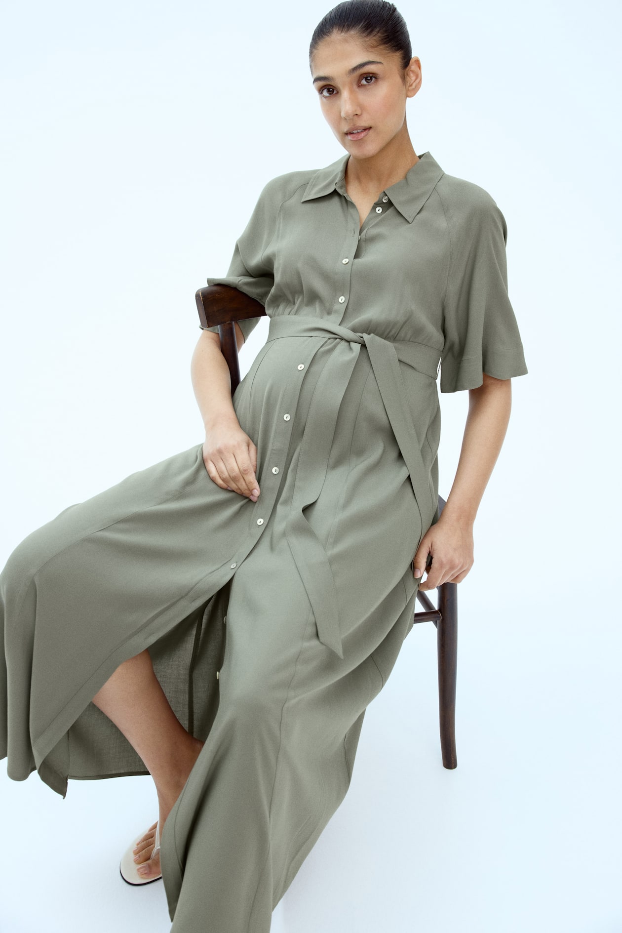 MAMA Robe chemise Before & After - Vert kaki - FEMME | H&M FR