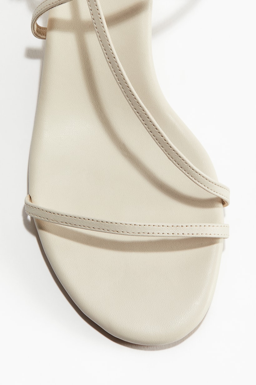 Sandales en cuir avec talon kitten heel - Beige clair - FEMME | H&M FR