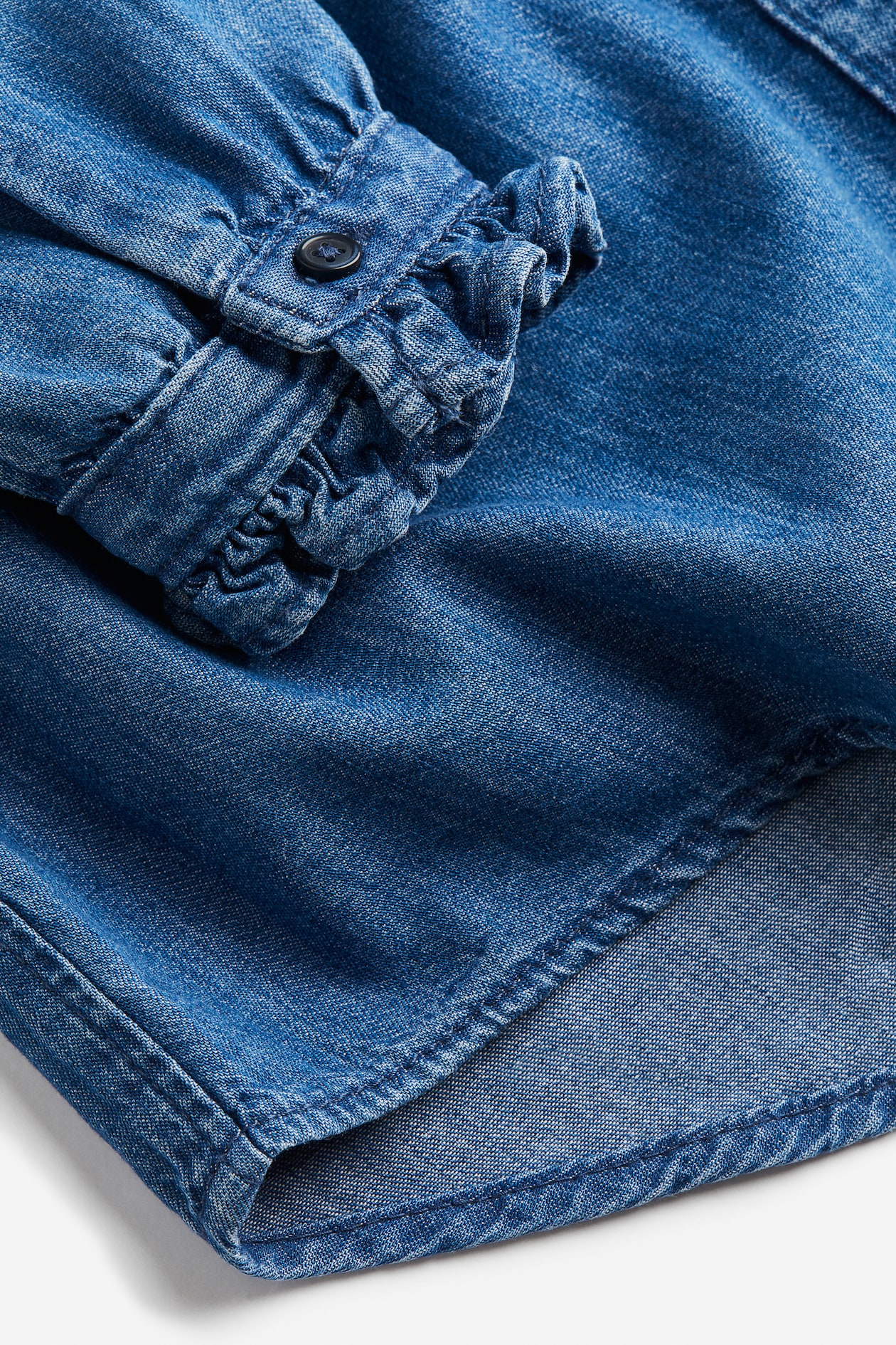Ruffle-trimmed Denim Blouse - Denim blue - Ladies | H&M CA