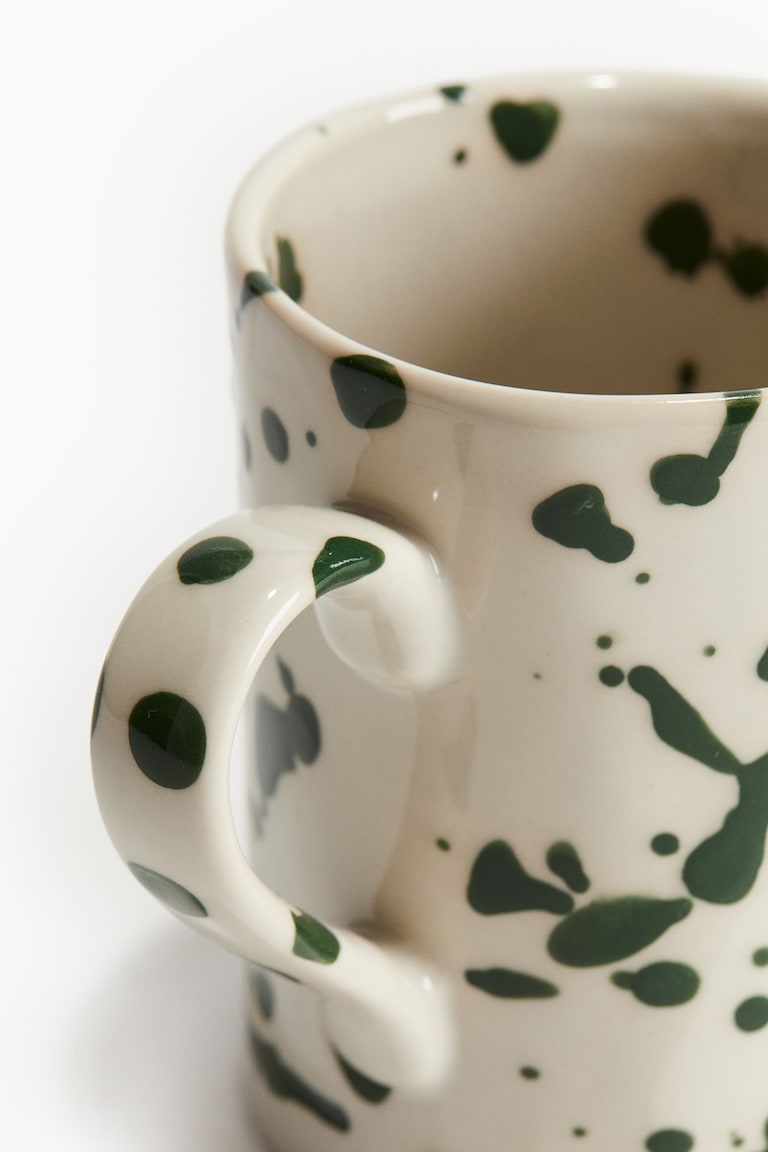 Natural white/dark green Speckled-glaze Stoneware Mug at H&M Home | H&M US