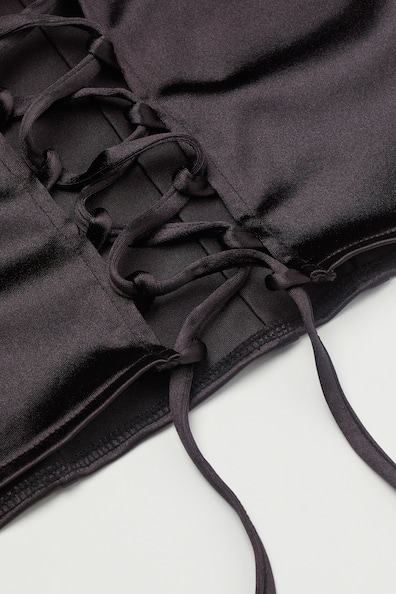 Crop Top - Black - Ladies | H&M US