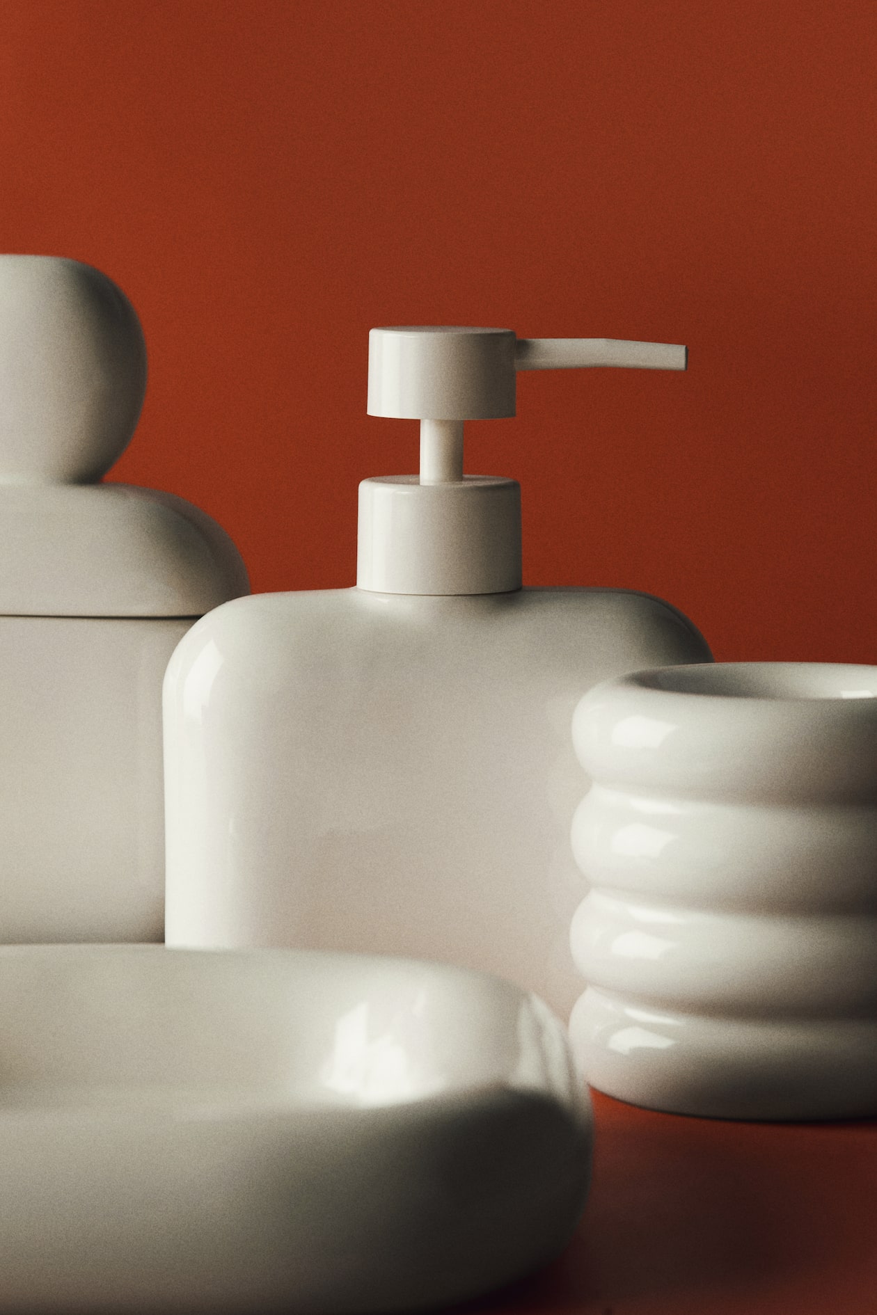 White Stoneware Soap Dispenser at H&M Home | H&M US