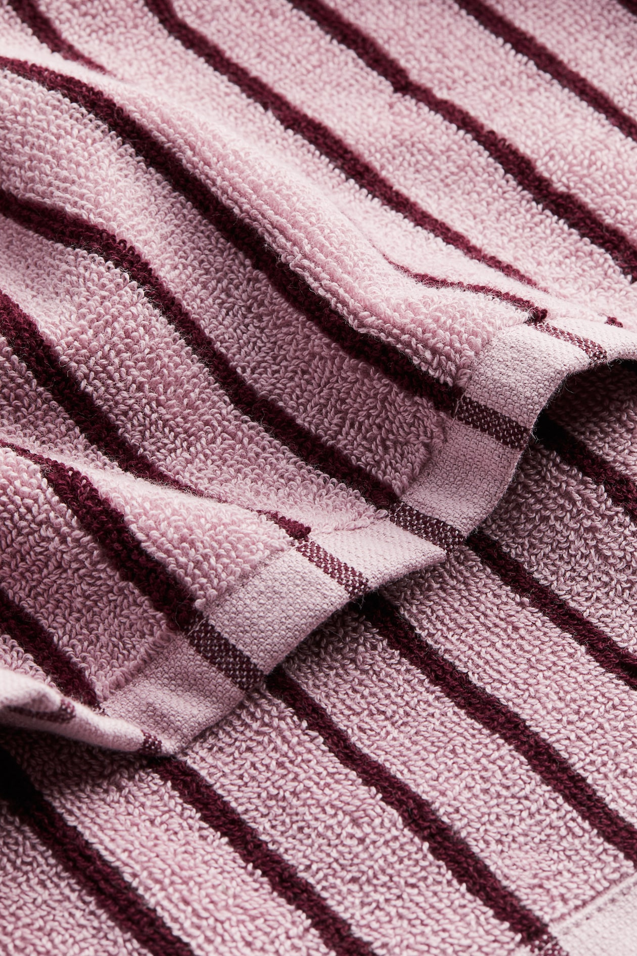 Light pink/striped Striped Bath Towel at H&M Home | H&M US