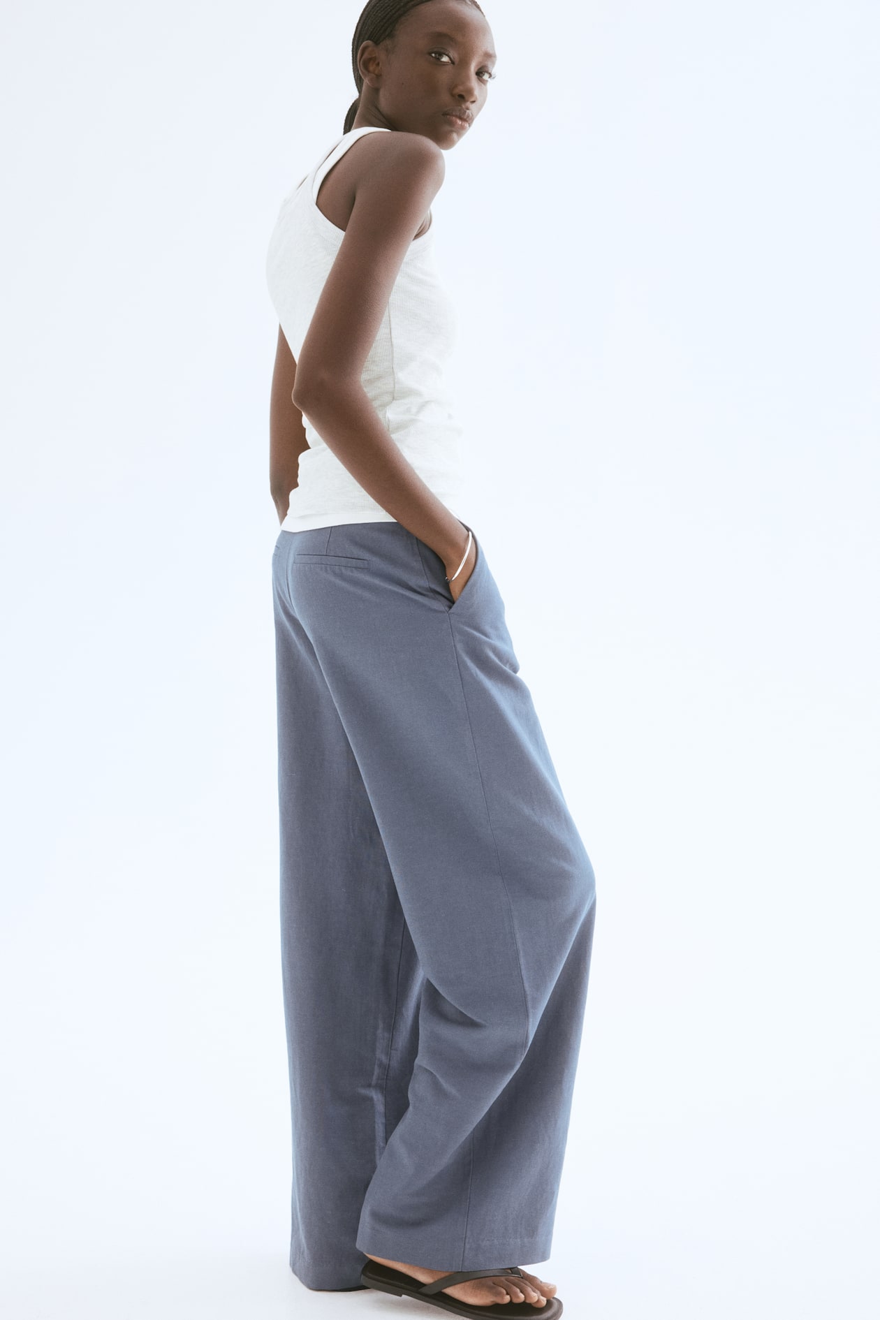 Calças largas em mistura de linho - Azul aço - SENHORA | H&M PT