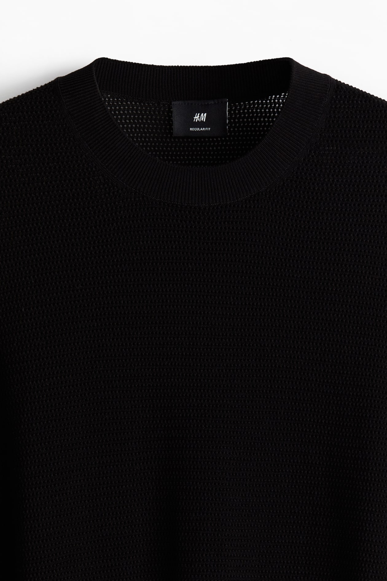 Men’s Black Regular Fit Hole-Knit T-Shirt | H&M US