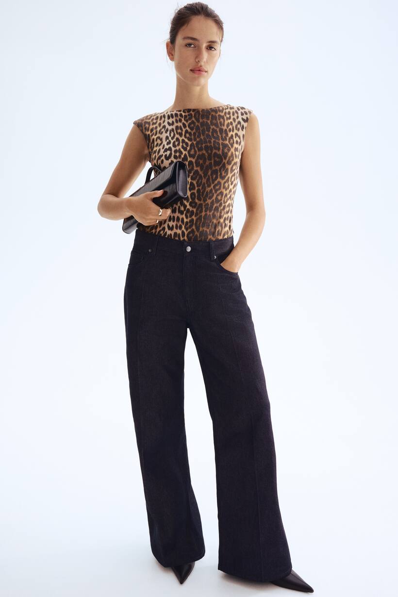 Body thong con cuello de ojal - Beige/Diseño de leopardo - Ladies | H&M MX
