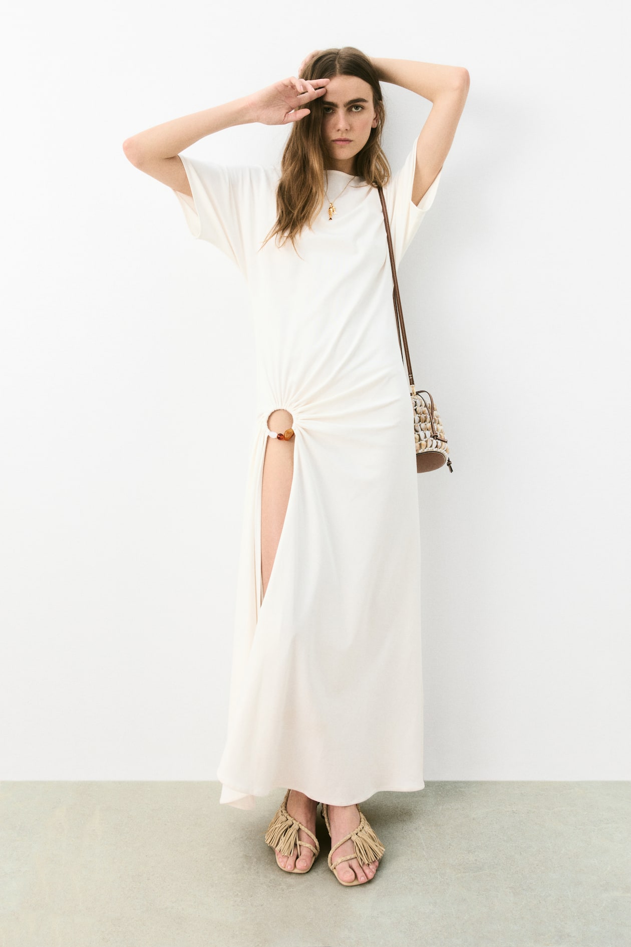 Vestido drapeado com racha na frente - Branco - SENHORA | H&M PT