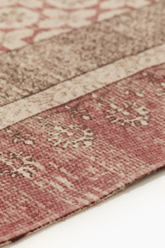 Patterned Runner Rug - Light brick red/patterned - Home All | H&M US