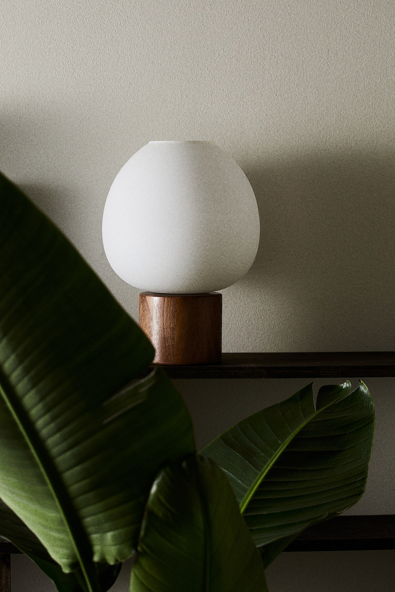 Table Lamp in Wood and Glass - Brown/white - Home All | H&M US