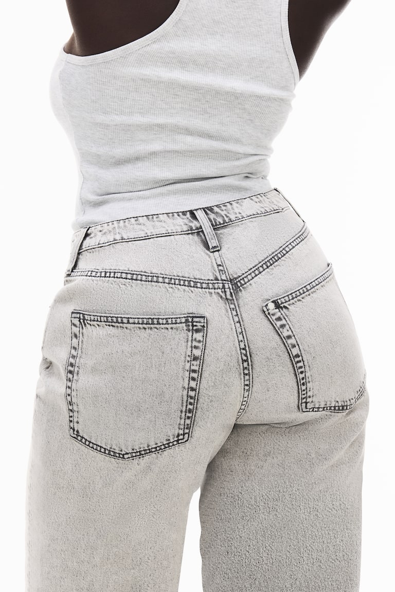 Curvy Fit Feather Soft Wide Ultra High Jeans - Gris claro - Ladies | H&M MX