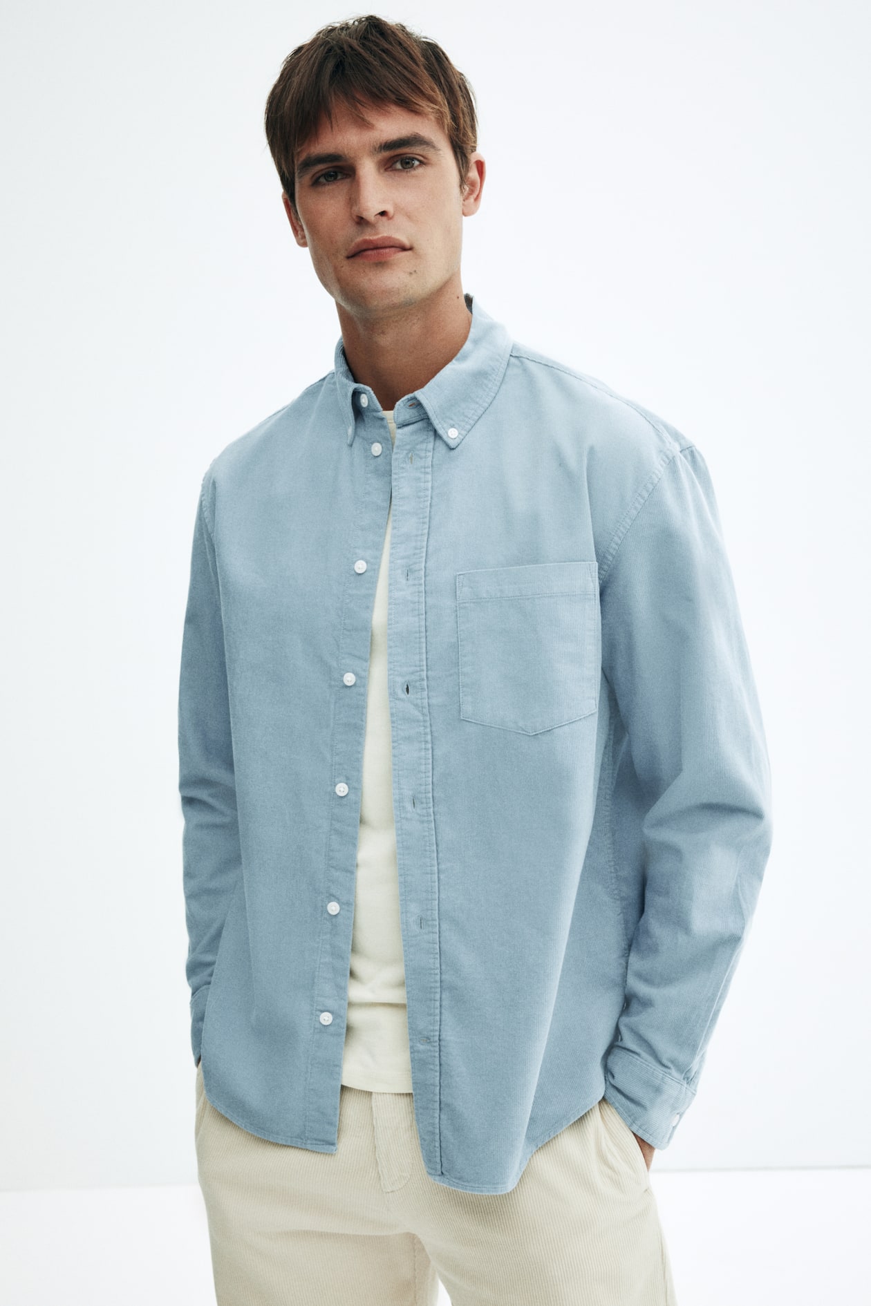 Camisa em bombazina Regular Fit - Azul - HOMEM | H&M PT