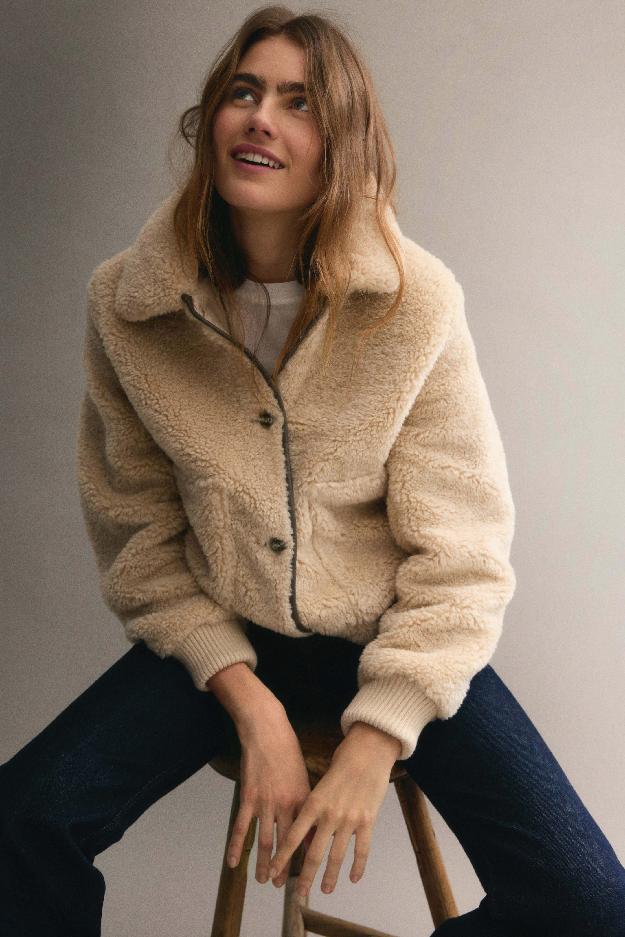 Plyšová bunda - Béžová - ŽENY | H&M CZ