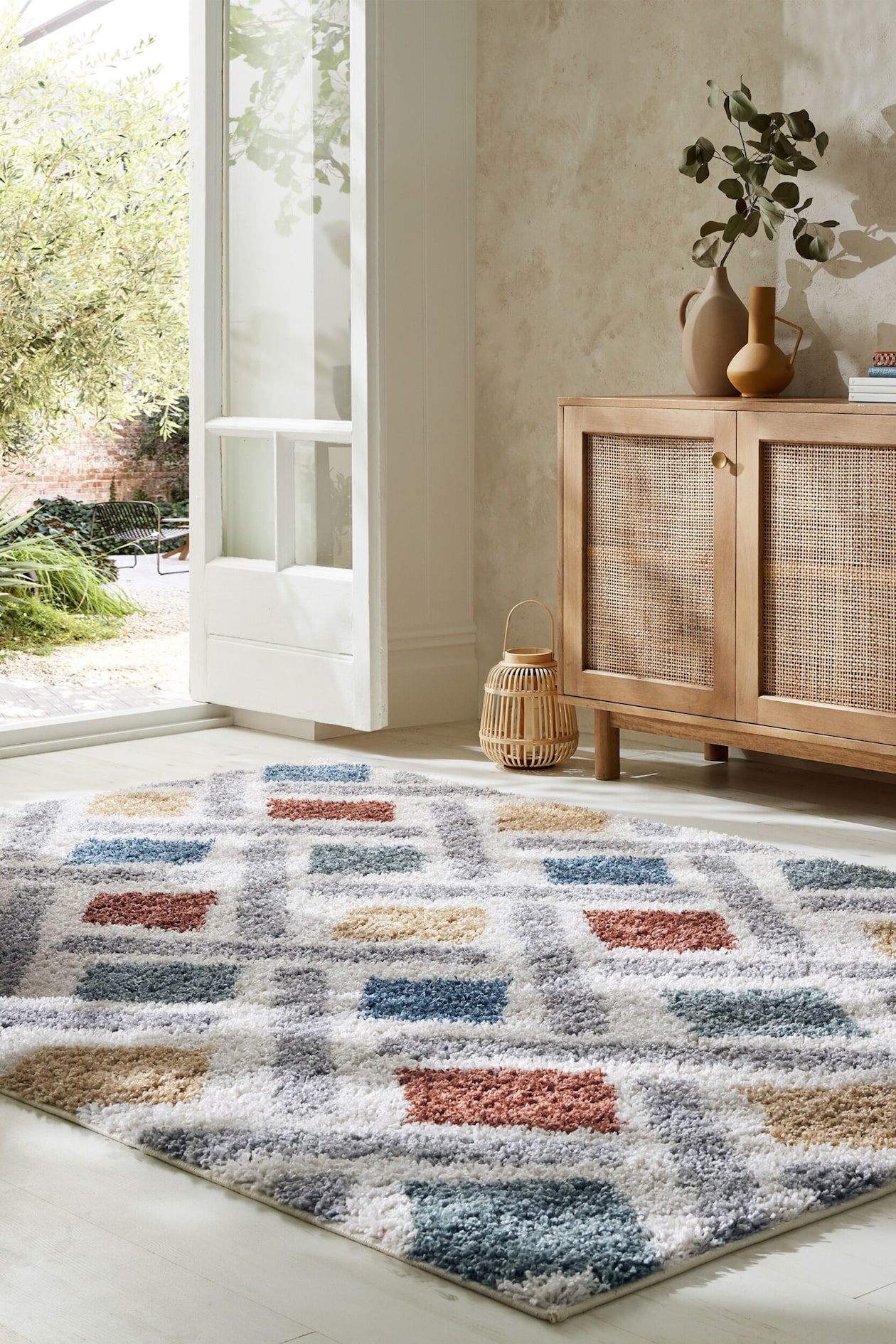 Sketch Lurvig Matta Med Geometriskt Mönster - Multi - Flair Rugs - Home ...