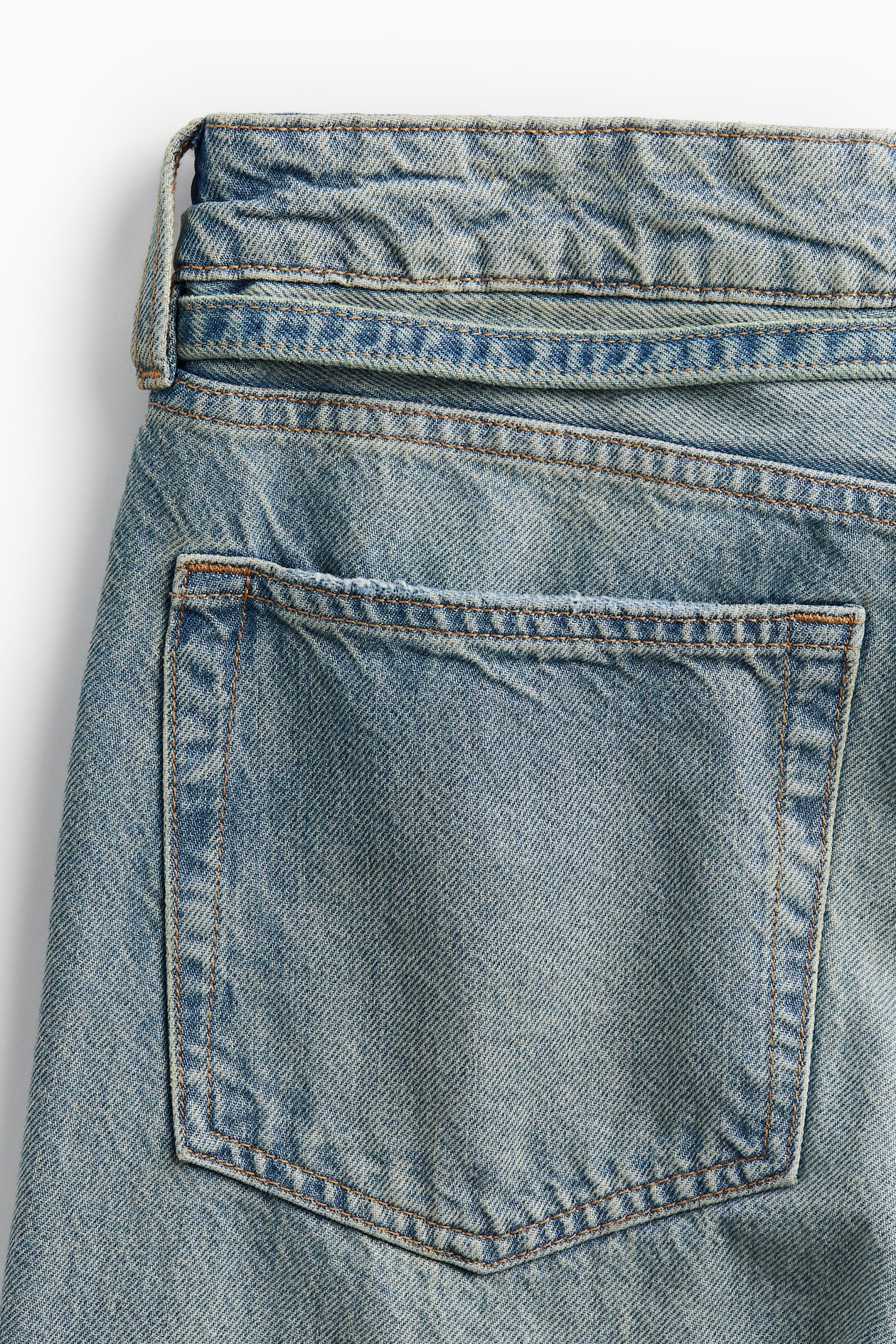 Løse og baggy jeans til kvinder| Slid og lav talje | H&M DK