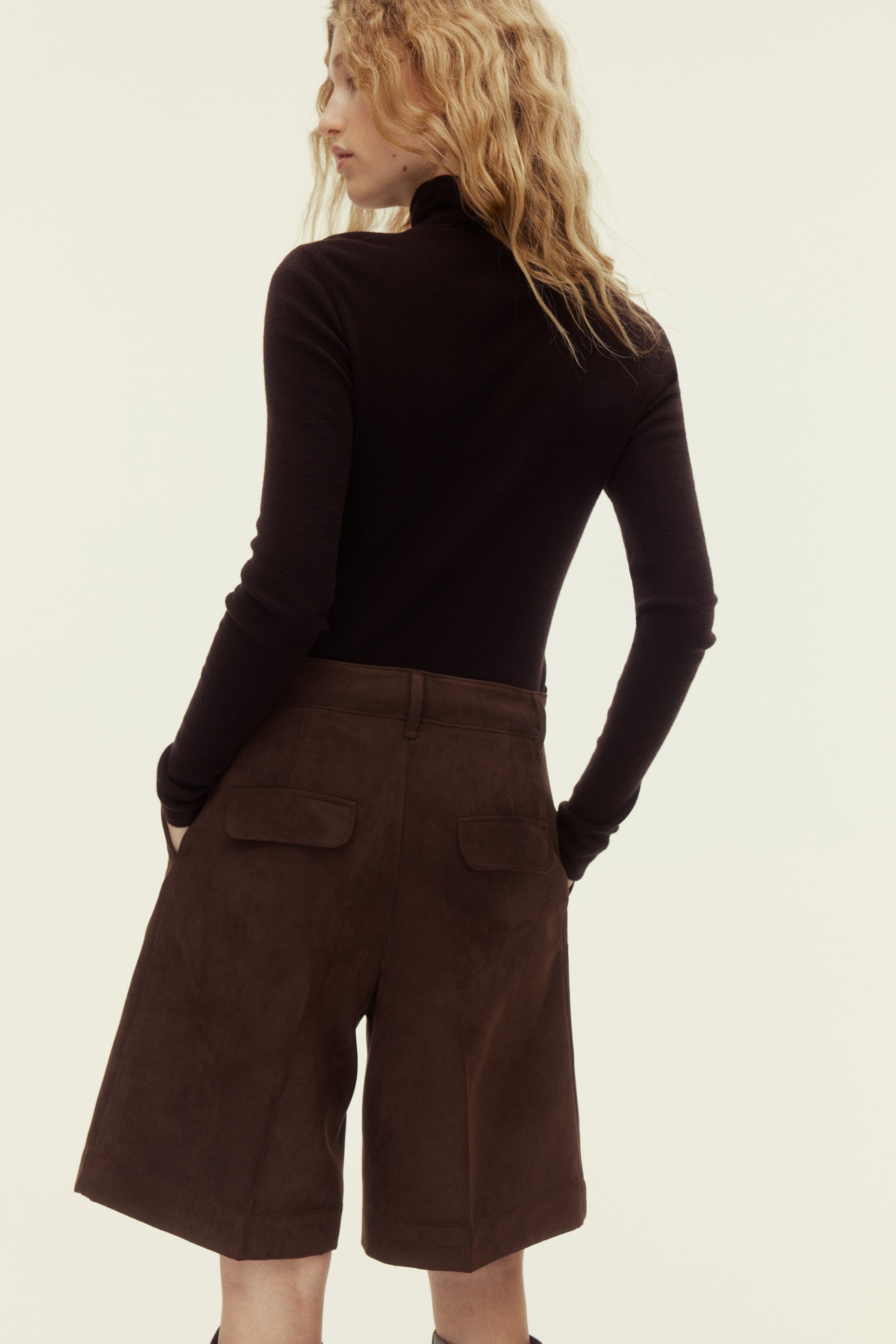 Women's Dark brown Bermuda Shorts | H&M CA