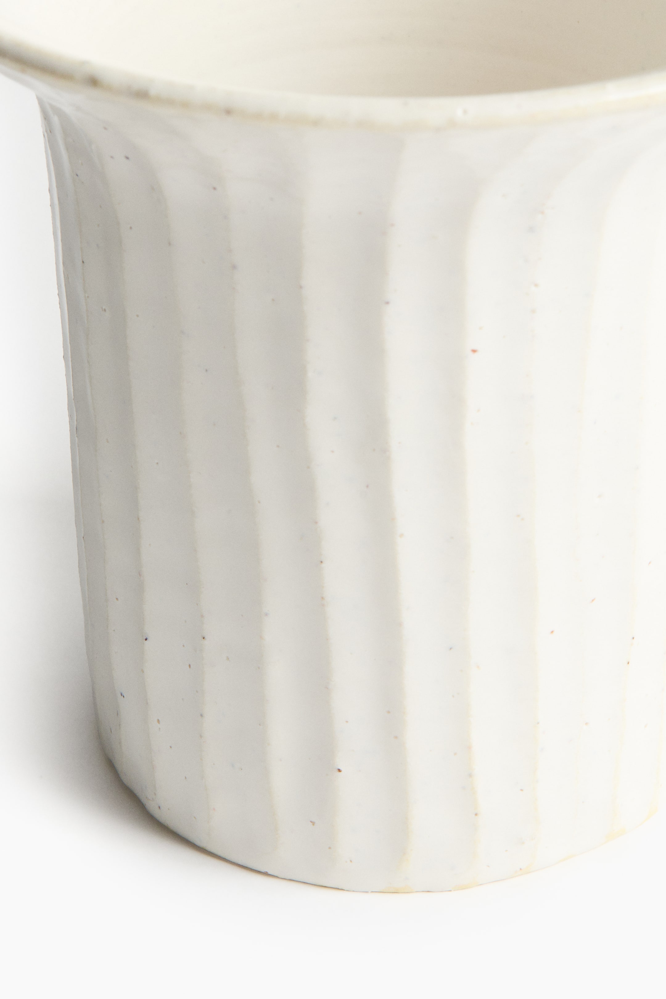 White Textured Stoneware Vase at H&M Home | H&M CA