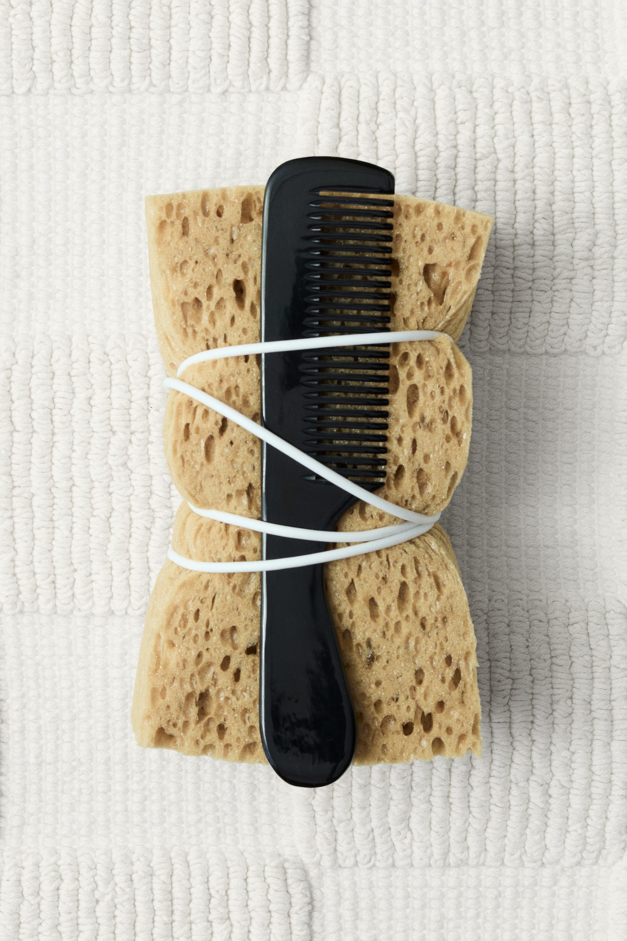 Checked bath mat - White - Home All | H&M IN