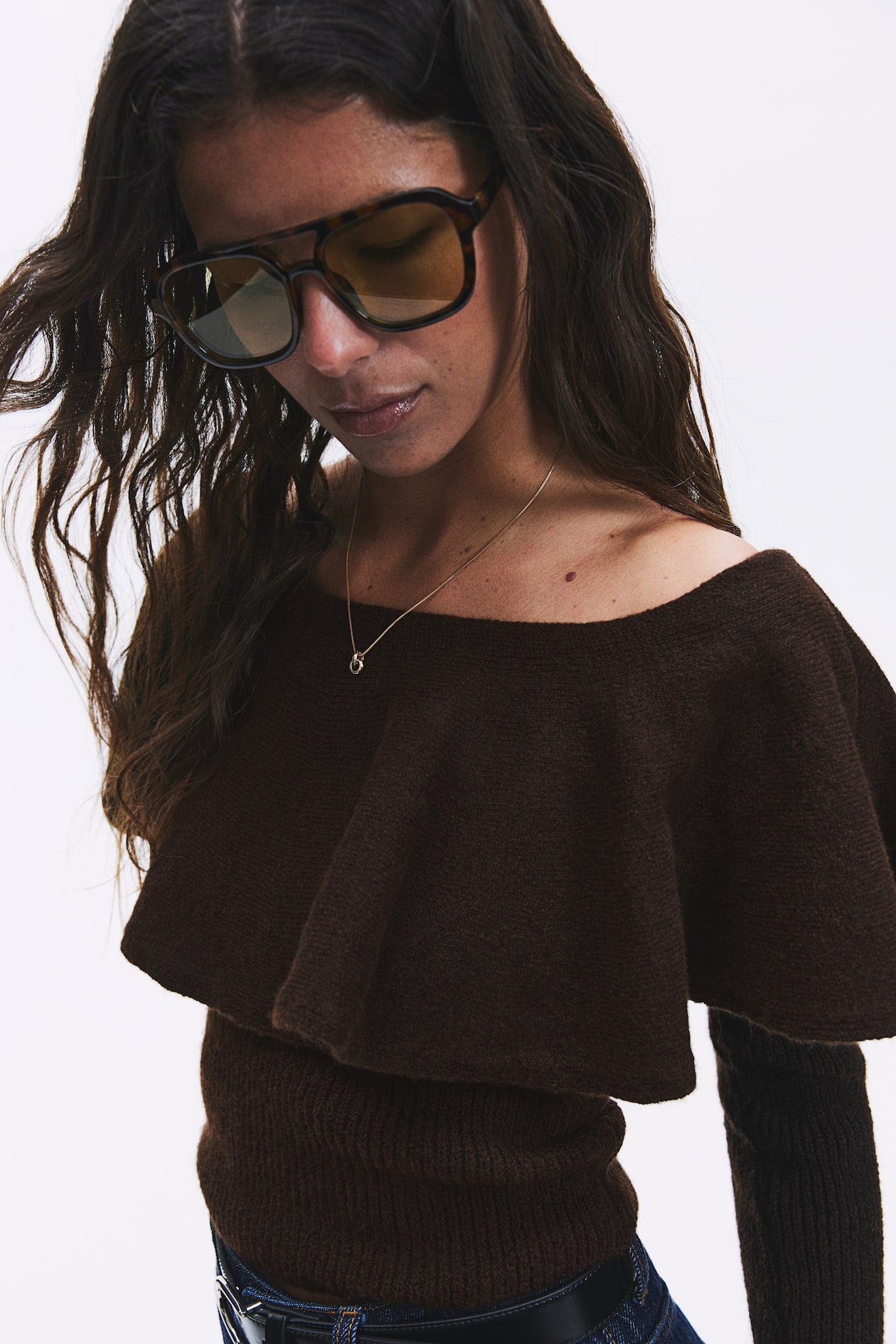 Flounced off-the-shoulder jumper - Dark brown - Ladies | H&M GB