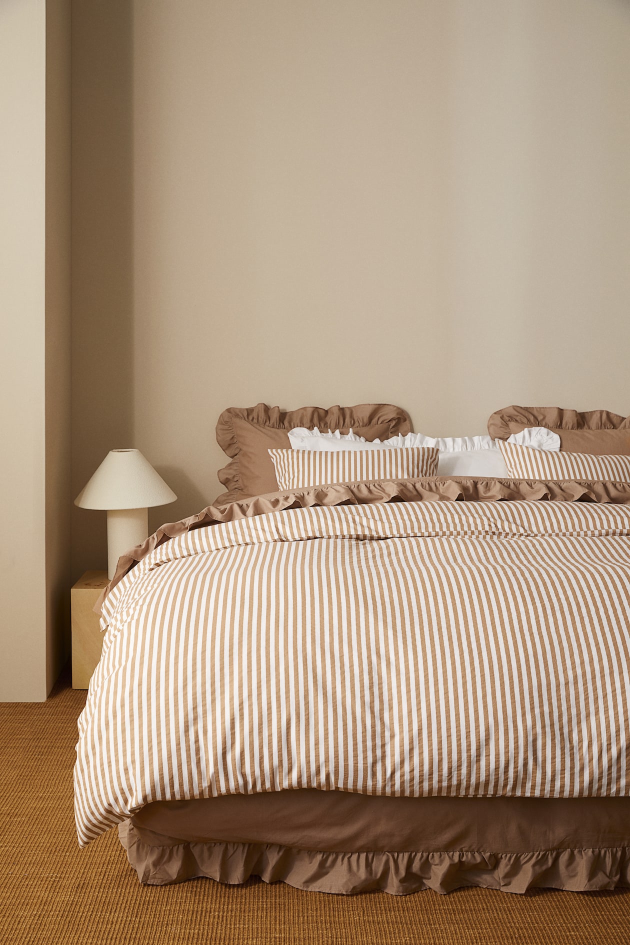 Cotton King/Queen Duvet Cover Set - Dusty brown/striped - Home All | H&M US