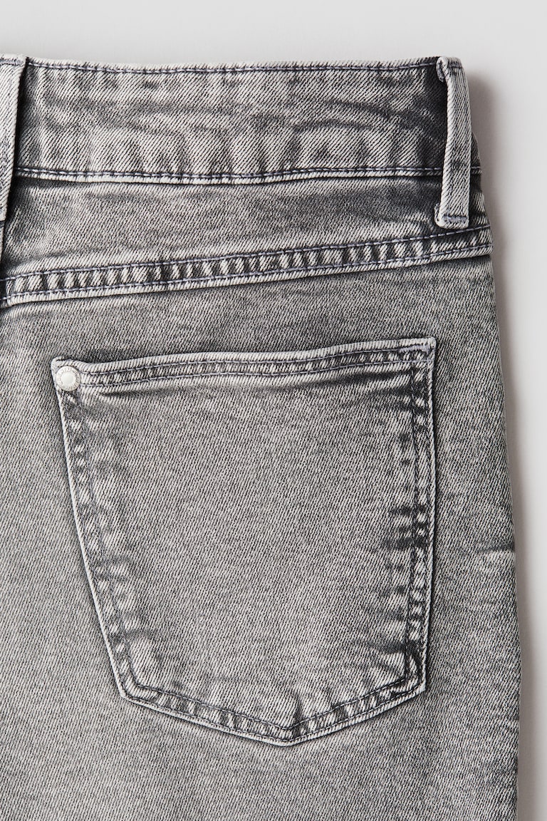 Relaxed Tapered Fit Jeans - Washed out grey - Kids | H&M GB
