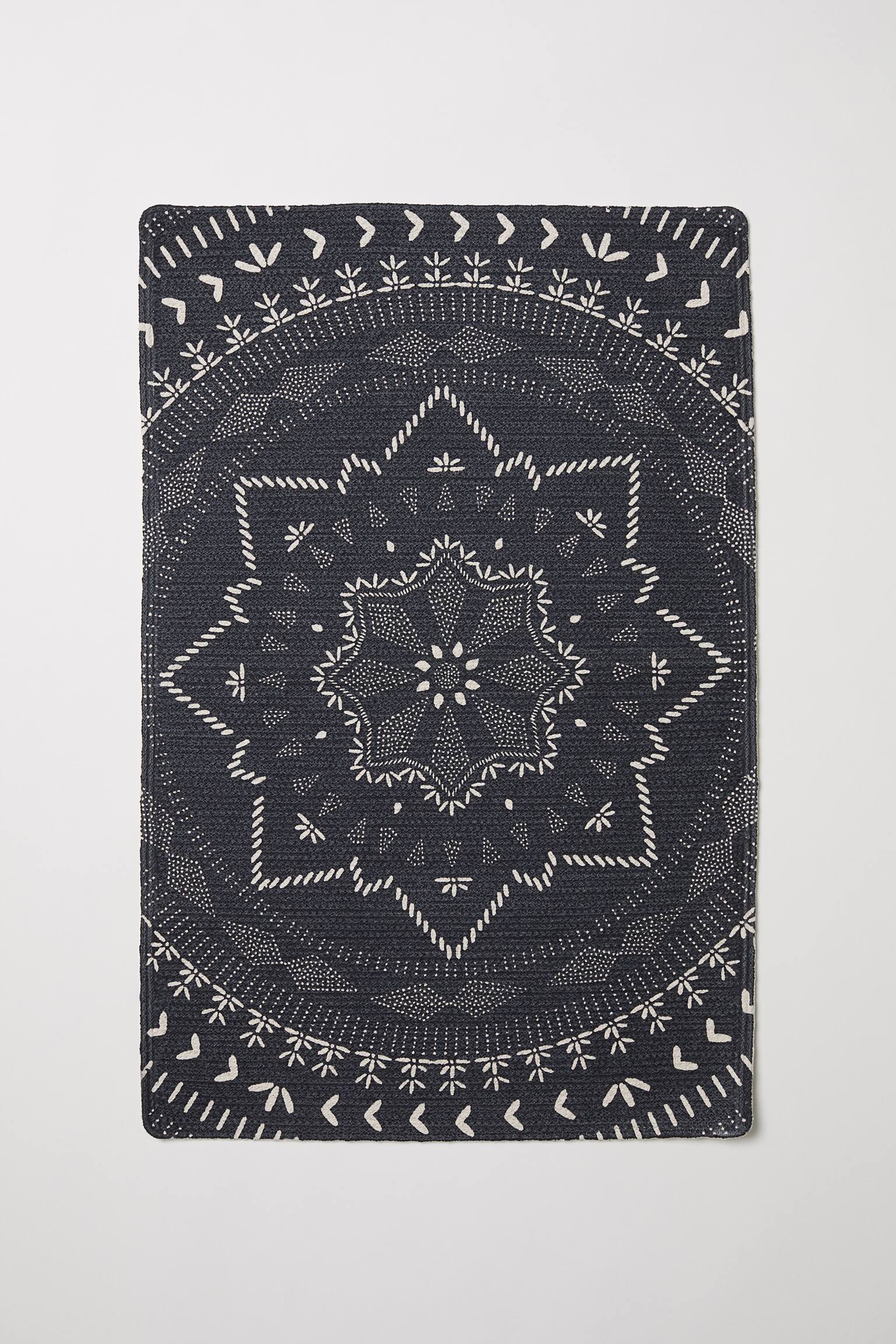 Patterned Bath Mat - Charcoal gray/white patterned - Home All | H&M CA