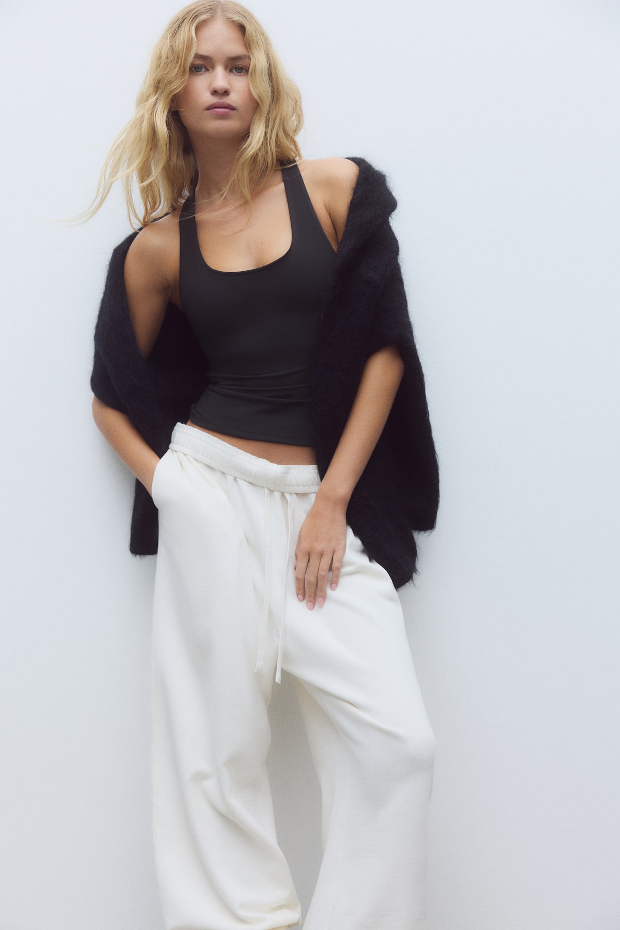 Crop Tops Mujer | Tops Cortos de Tirantes y Más | H&M MX