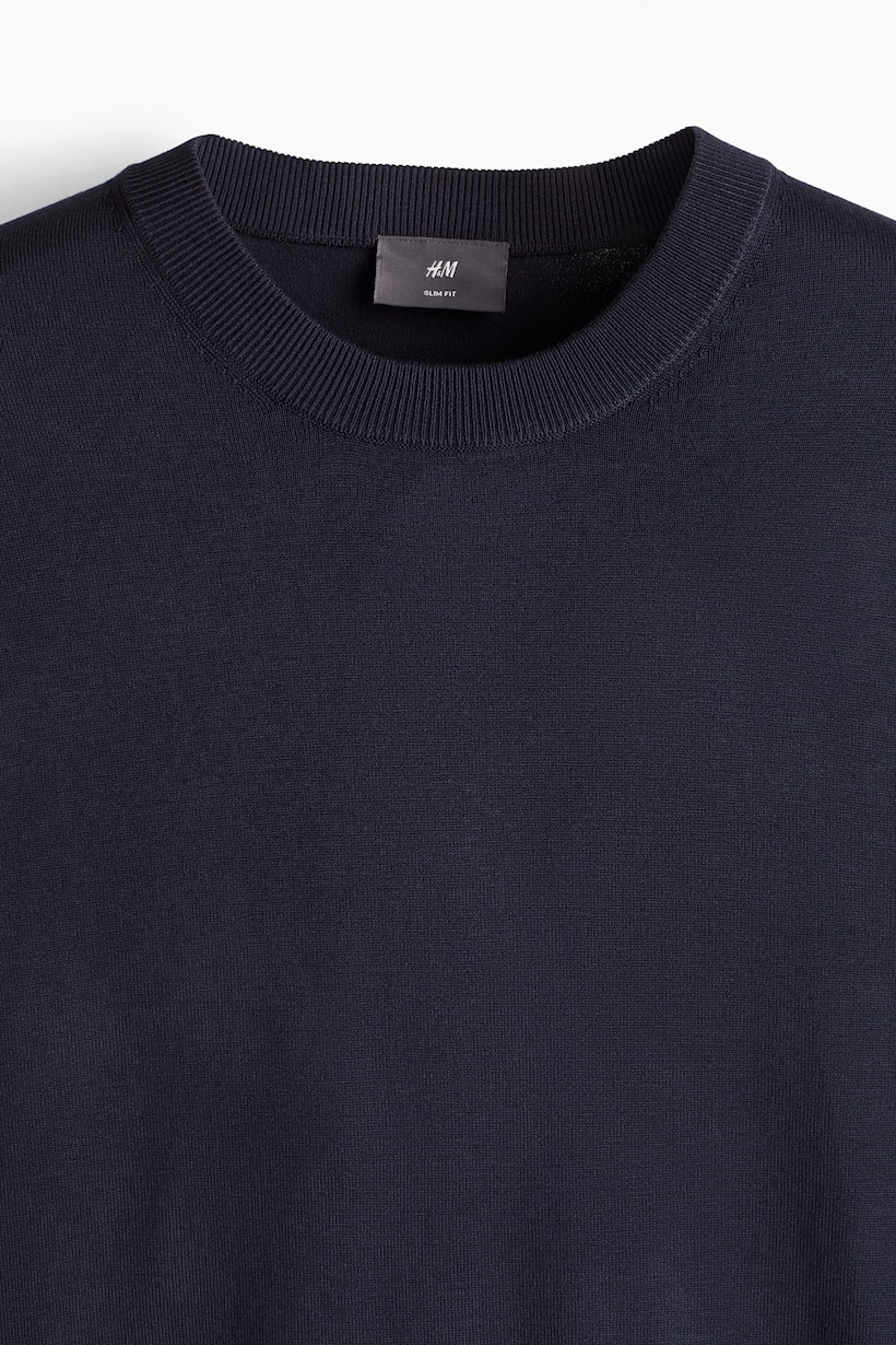 Slim Fit Fine-Knit Sweater - Navy blue - Men | H&M US