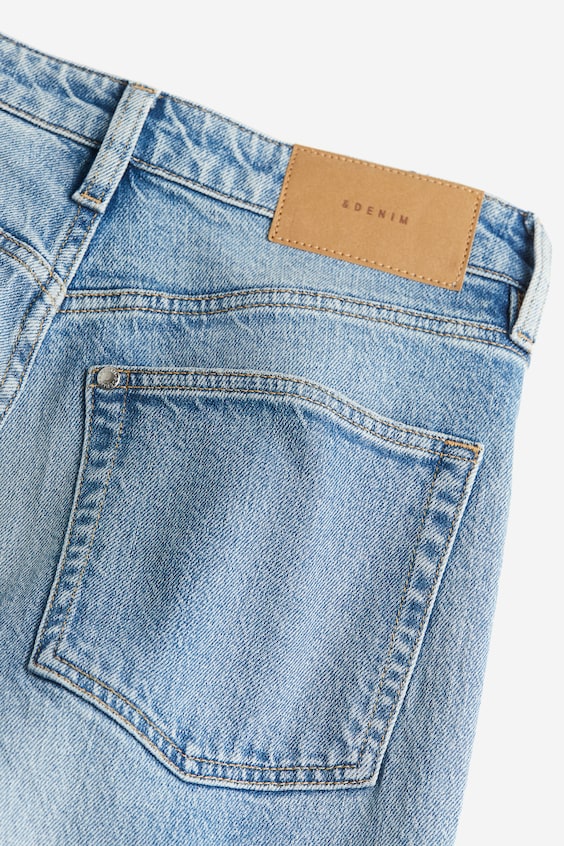 Ultra High Rise Mom Jeans - Light denim blue - Ladies | H&M US
