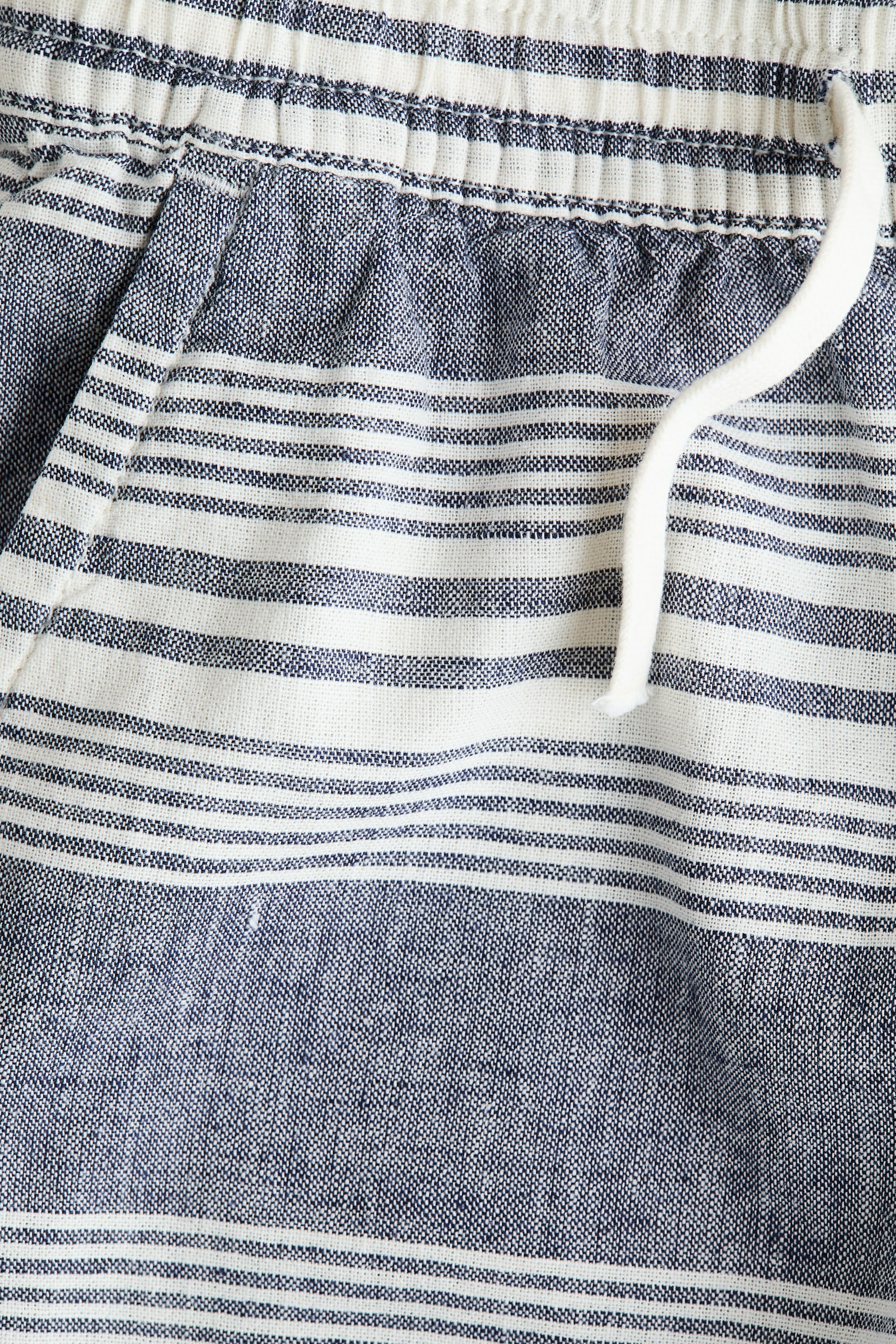 Linen-blend shorts - Dark blue/White striped - Kids | H&M IN