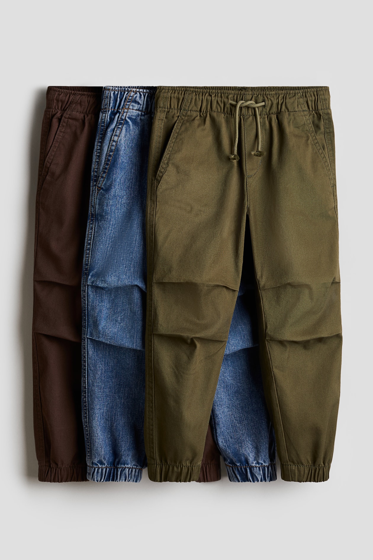 Pack de 3 joggers em algodão - Castanho/Azul denim/Verde - CRIANÇA | H&M PT