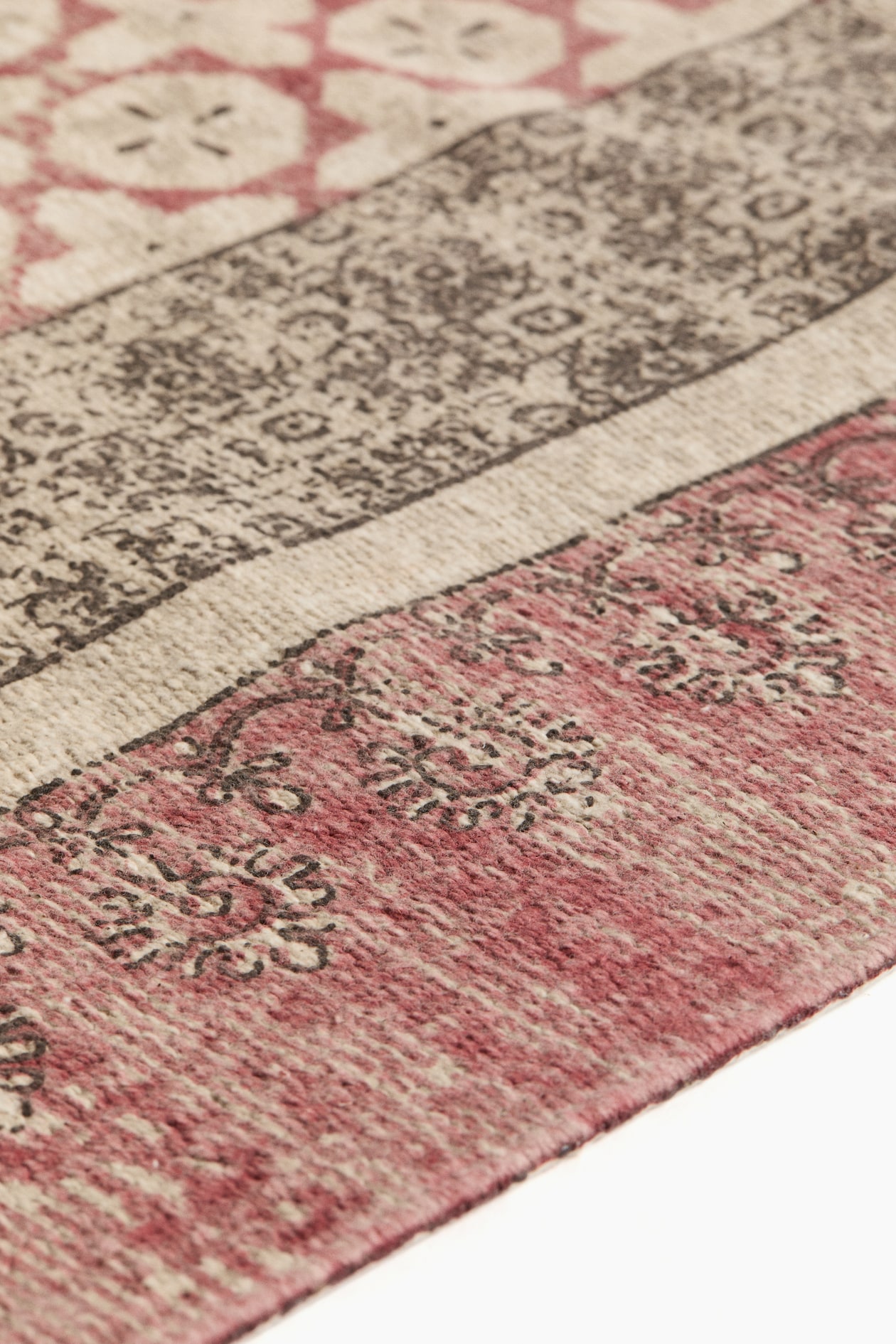Red/patterned Cotton Runner Rug with Fringe at H&M Home | H&M US