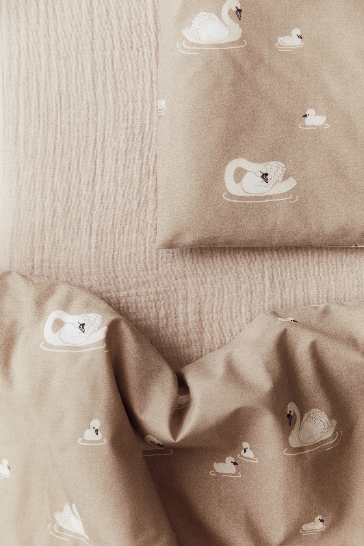 Patterned Cotton Crib Duvet Cover Set - Beige/swans - Home All | H&M US