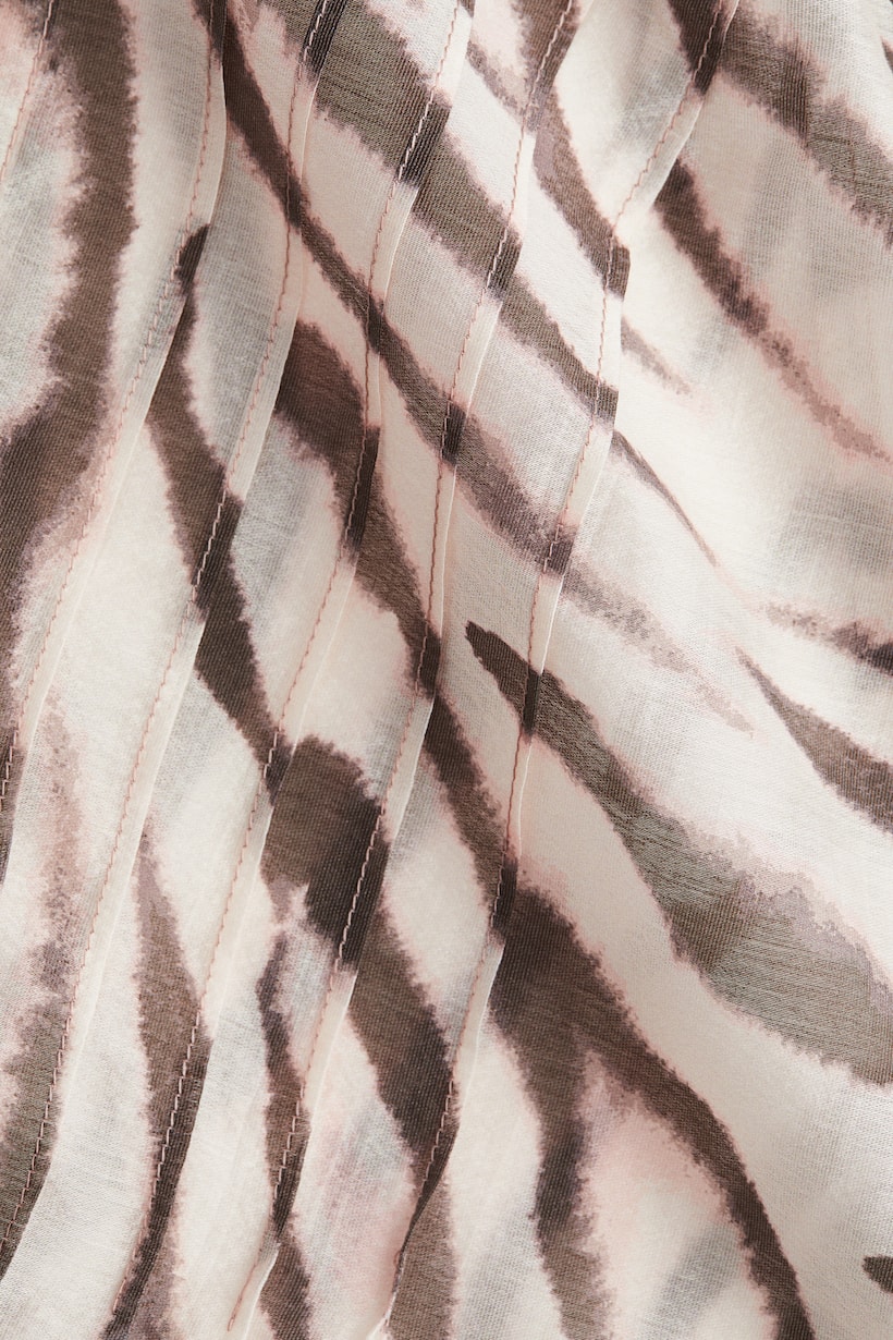 Women's Light beige/zebra print Pintucked Top | H&M CA