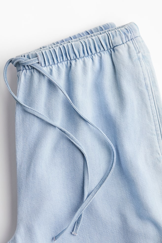 Women's Light denim blue Feather Soft Denim Drawstring Pants | H&M US