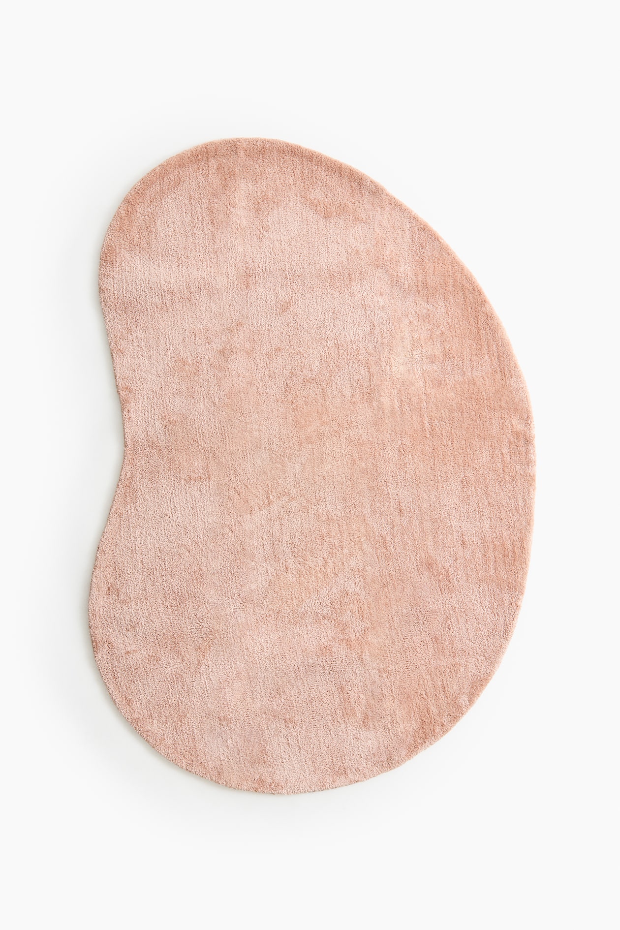 Light dusty pink Asymmetric Rug at H&M Home | H&M CA
